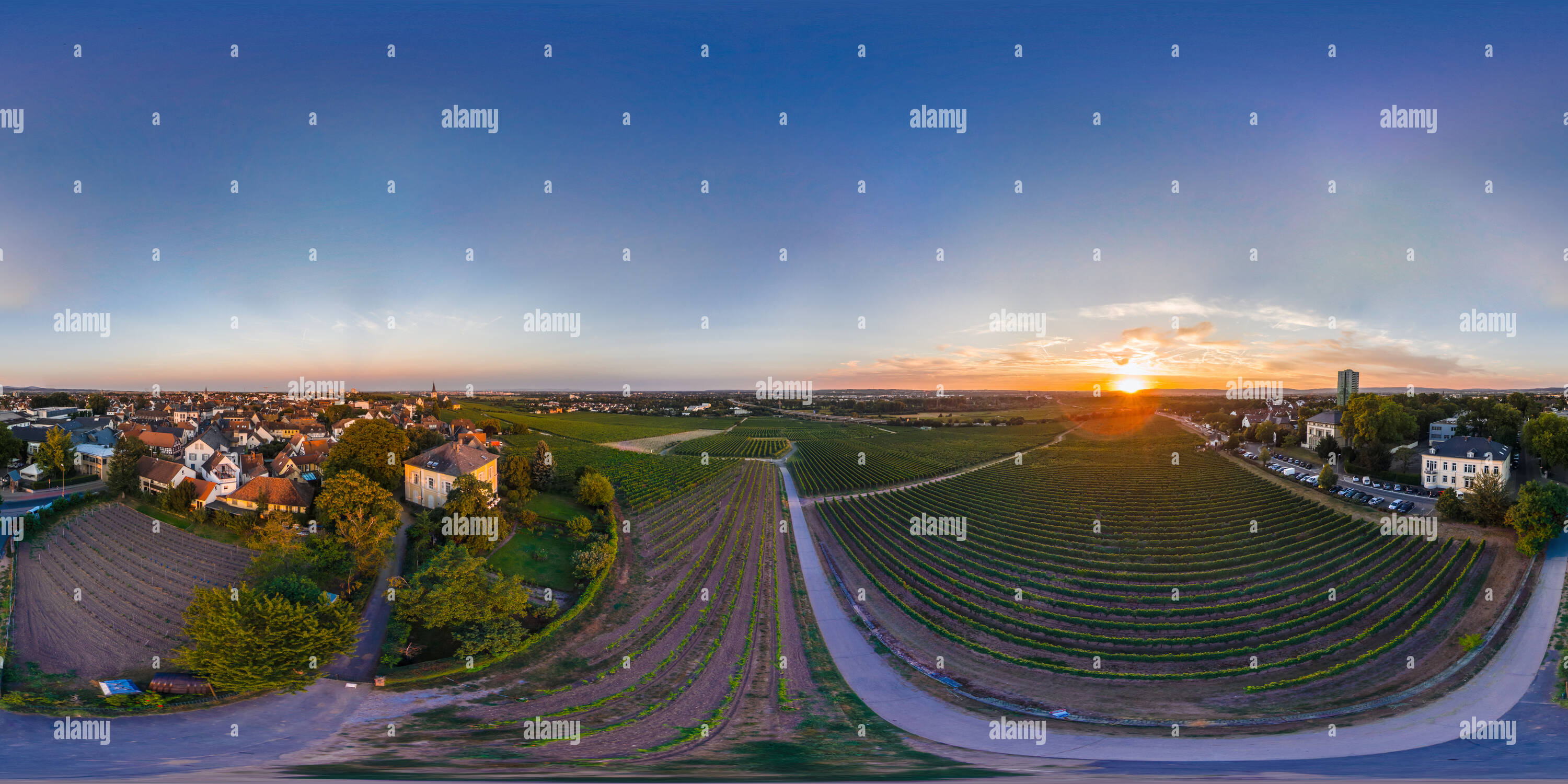 360° view of Hochheim am Main - Areal View - Alamy