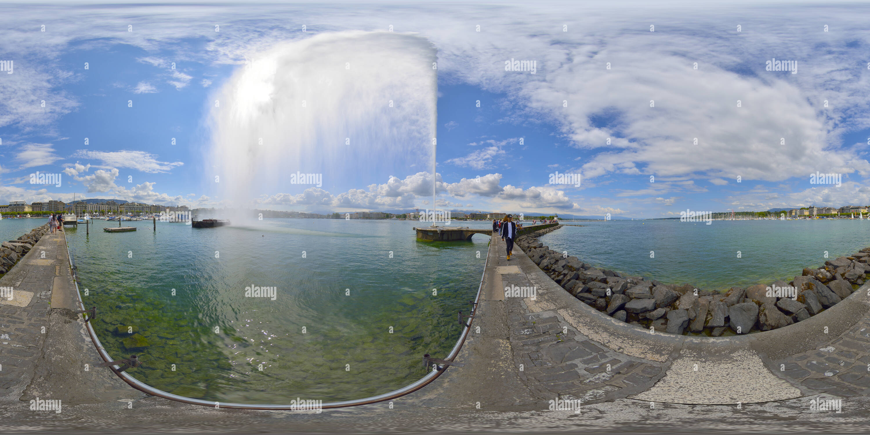 360° view of Lake Geneva Fountain - Alamy