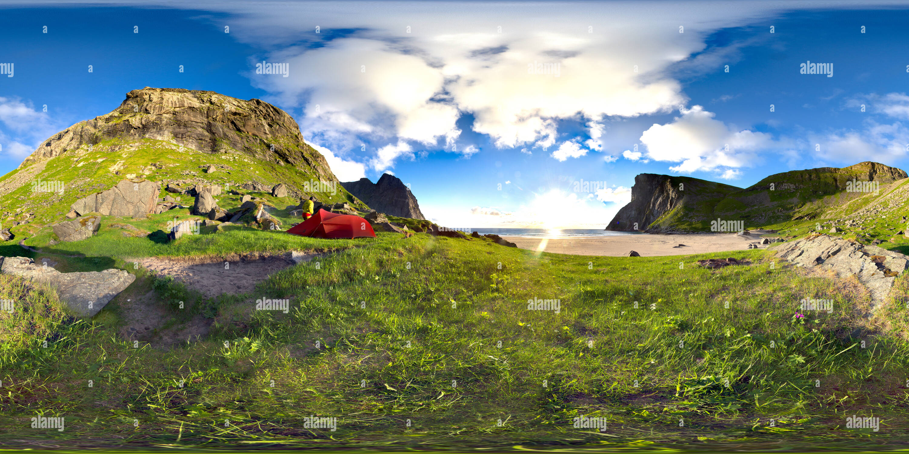360° view of 130611 Norway lofoten Bay of Nordvika 085 - Alamy