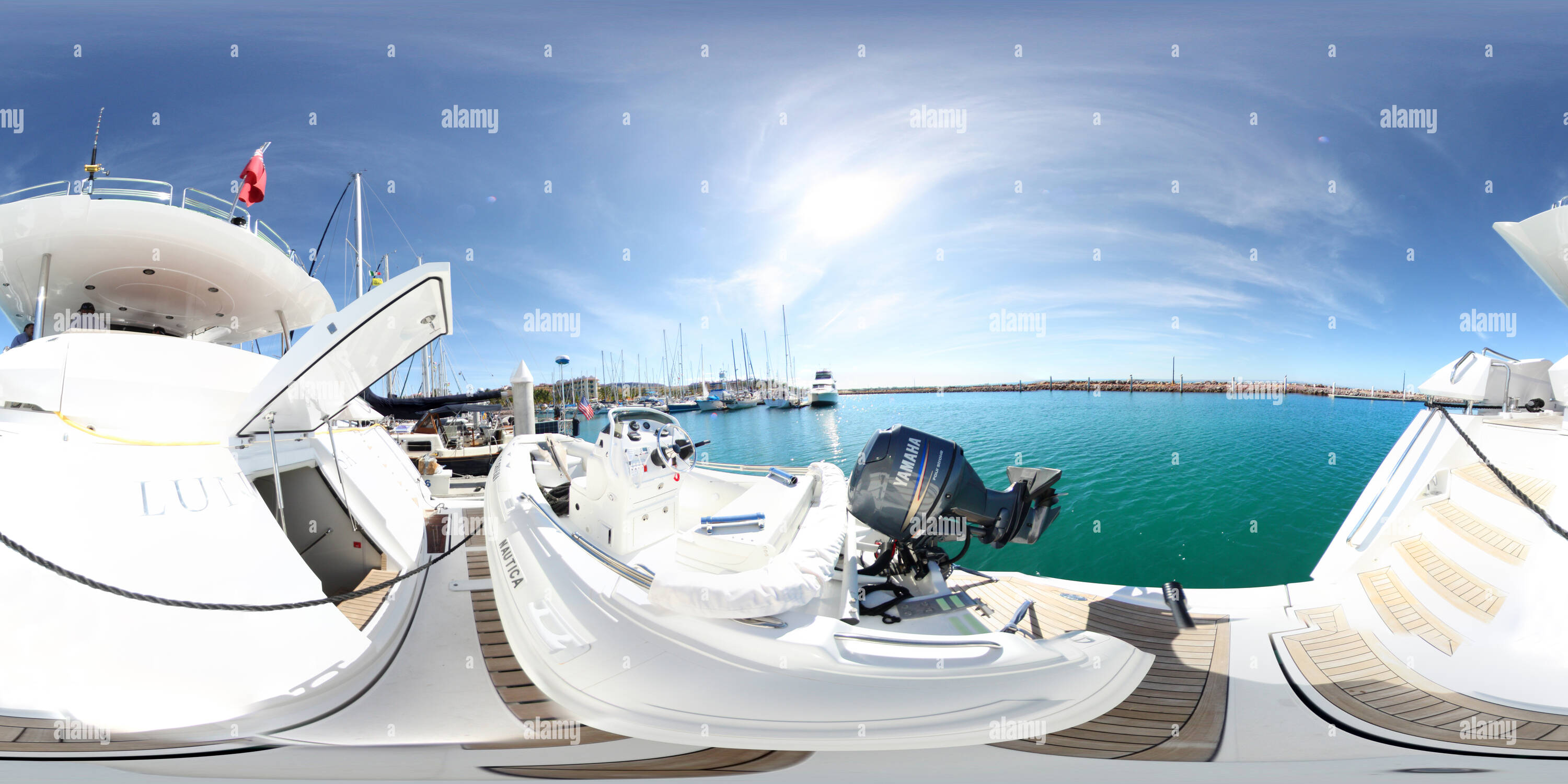360° view of Yate Luna Rosa - Alamy