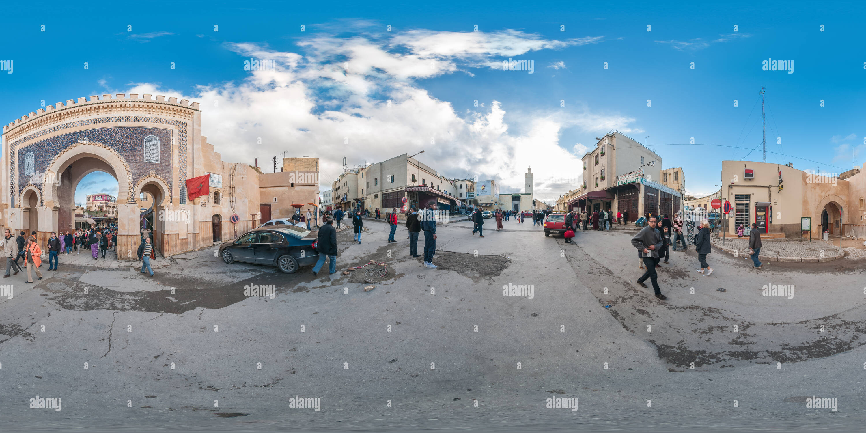 360° view of Bab Bou Jeloud, The Blue Gate of Fes, Morocco - Alamy