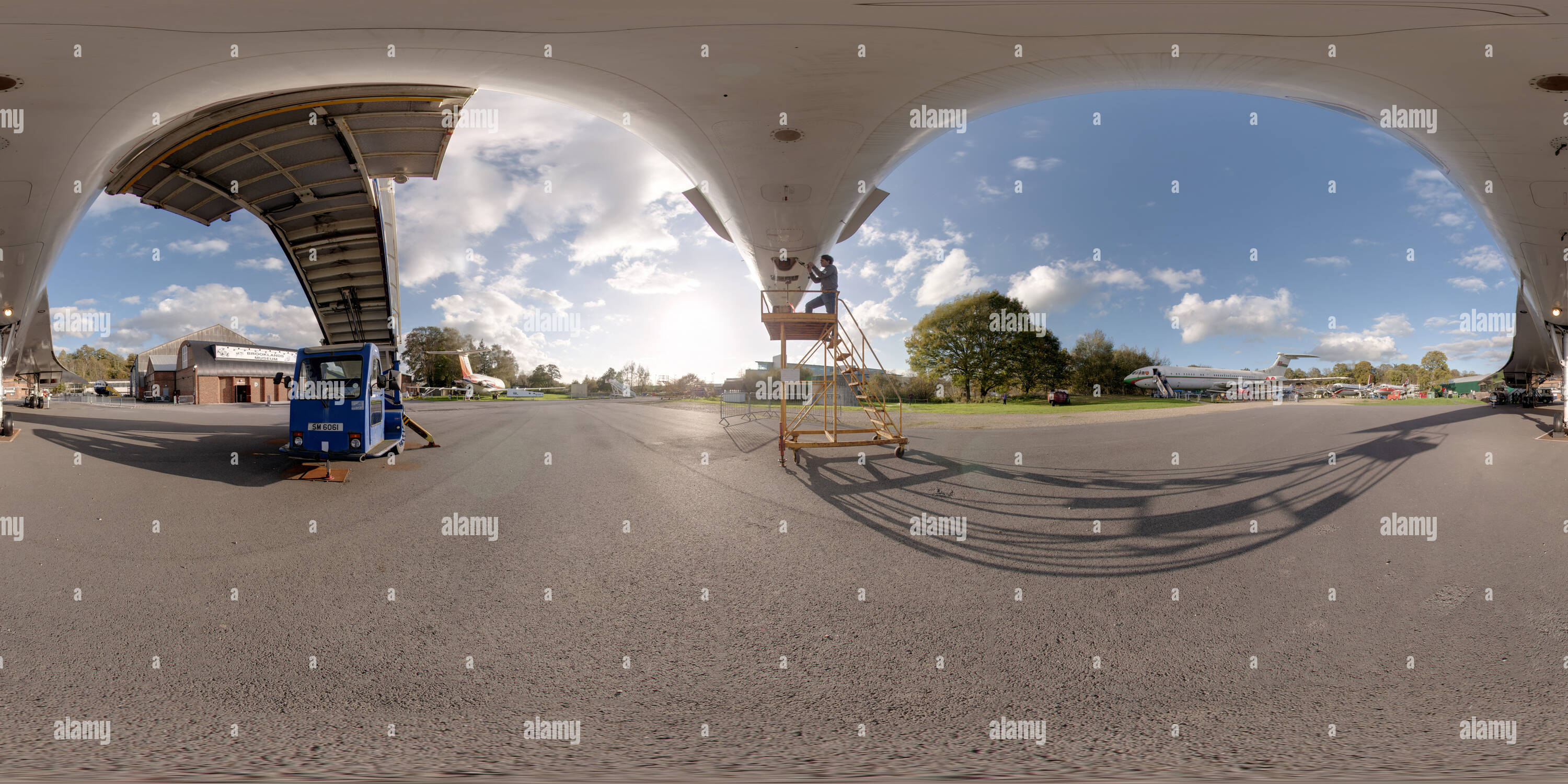 360° view of Concorde Delta Golf - Under the nose - Alamy