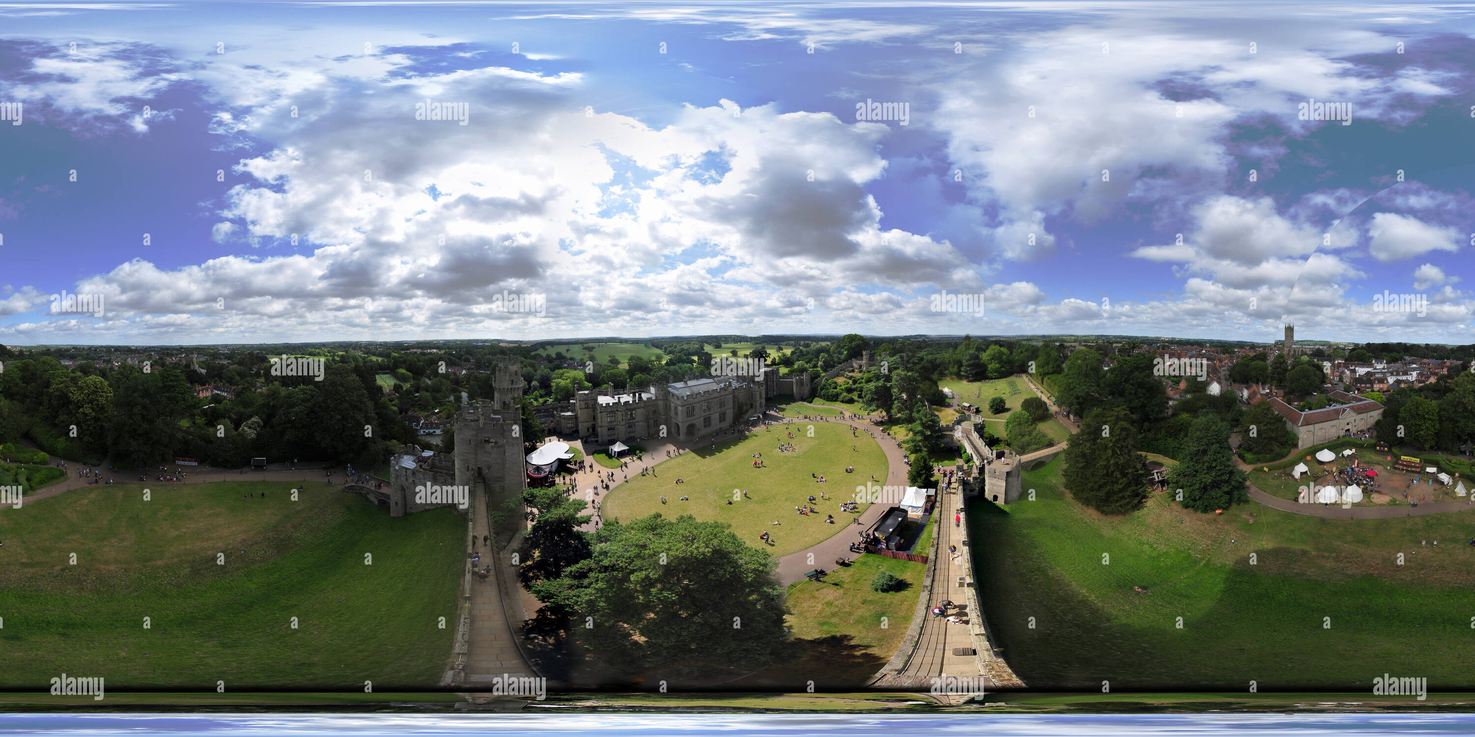 Warwick castle aerial hi-res stock photography and images - Alamy
