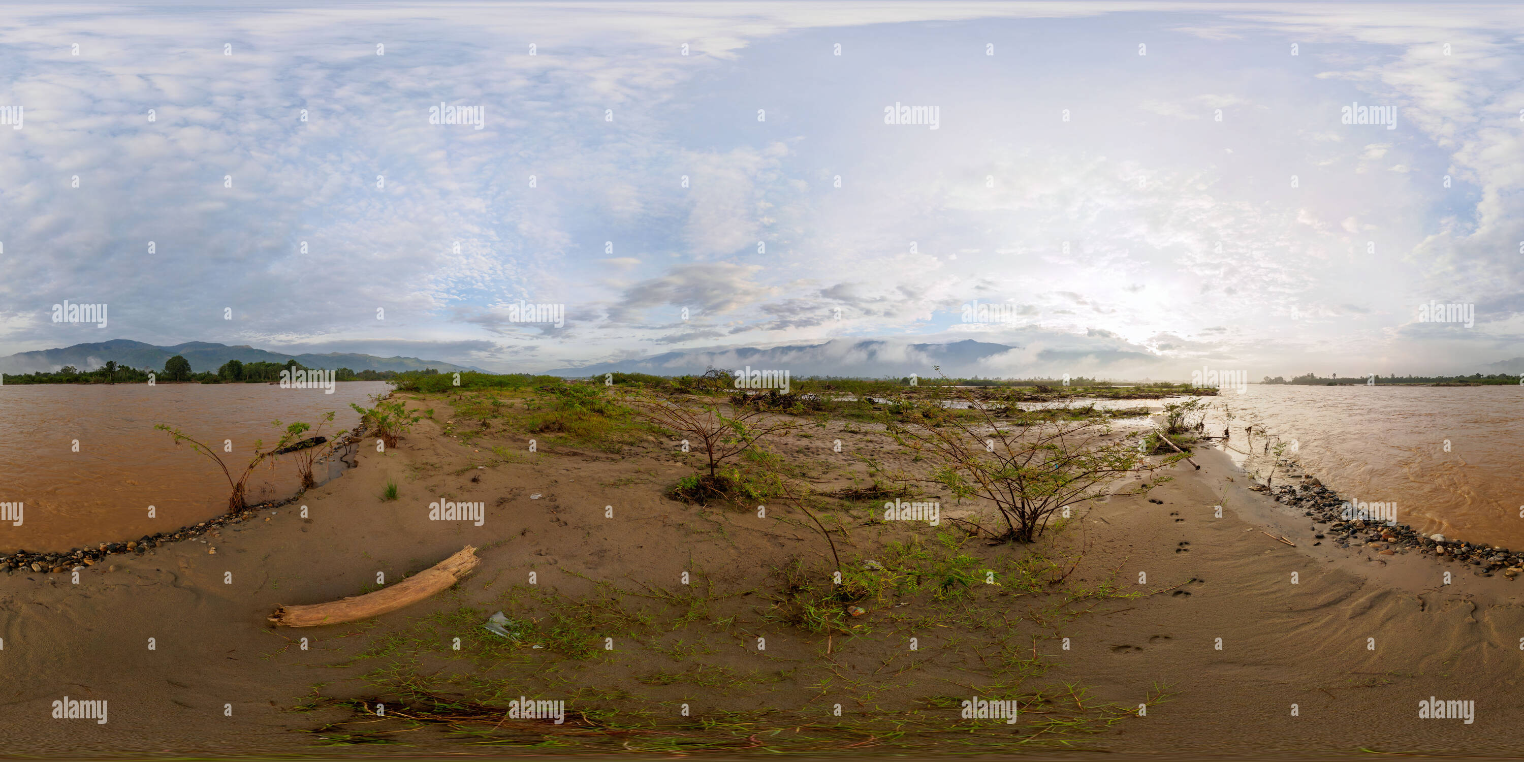 360° view of Alas river bank near Kutacane, North Sumatra - Alamy