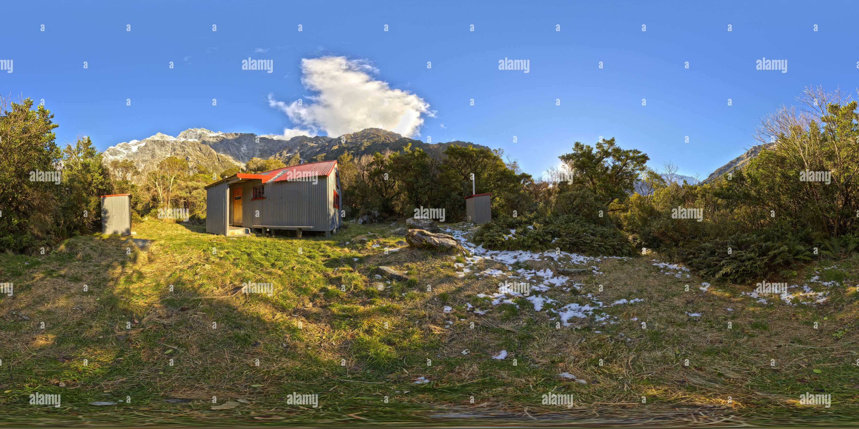 360° view of Outside Douglas Rock Hut - Alamy