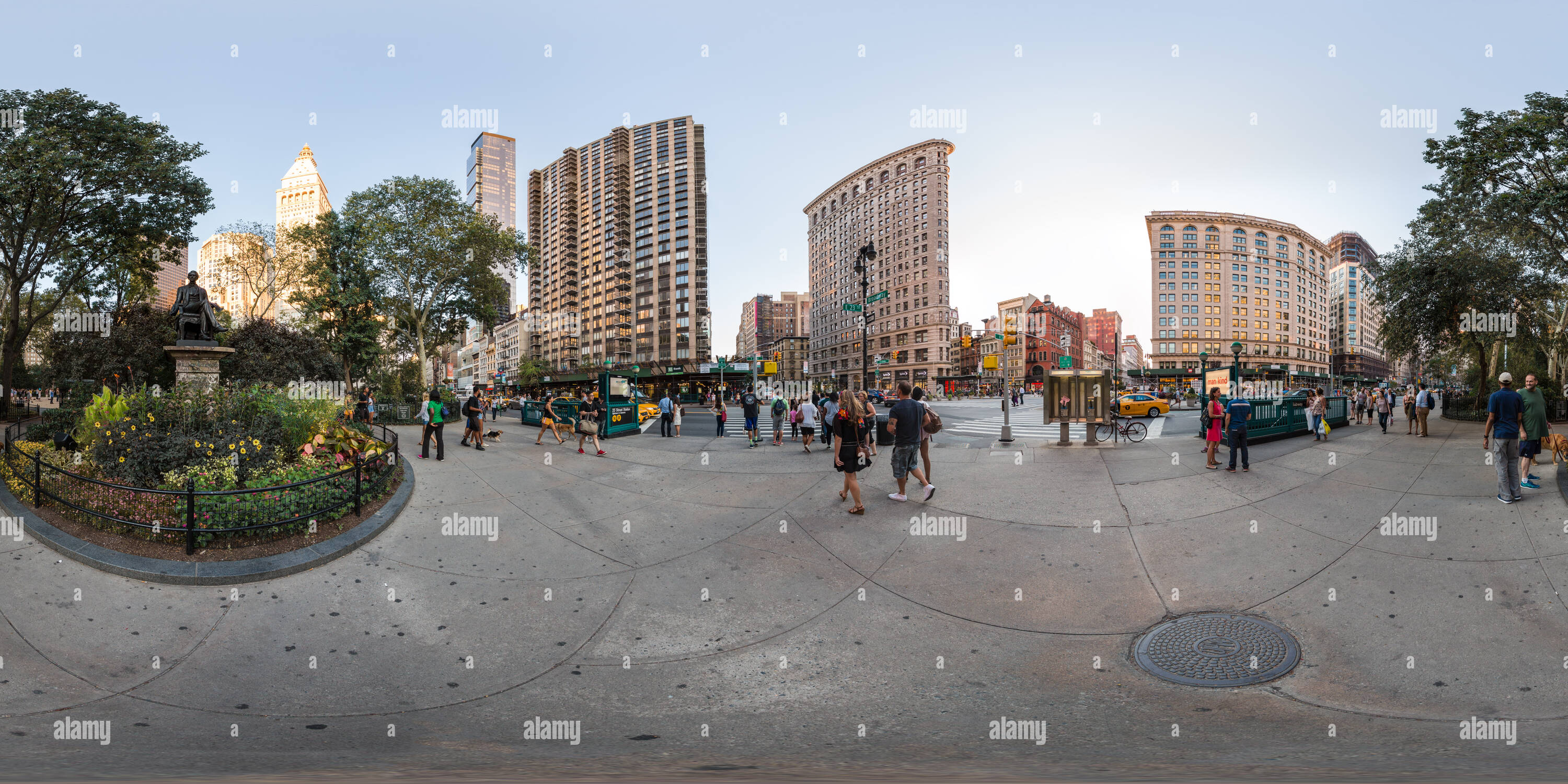 360° view of Flatiron building and Madison Square park - Alamy