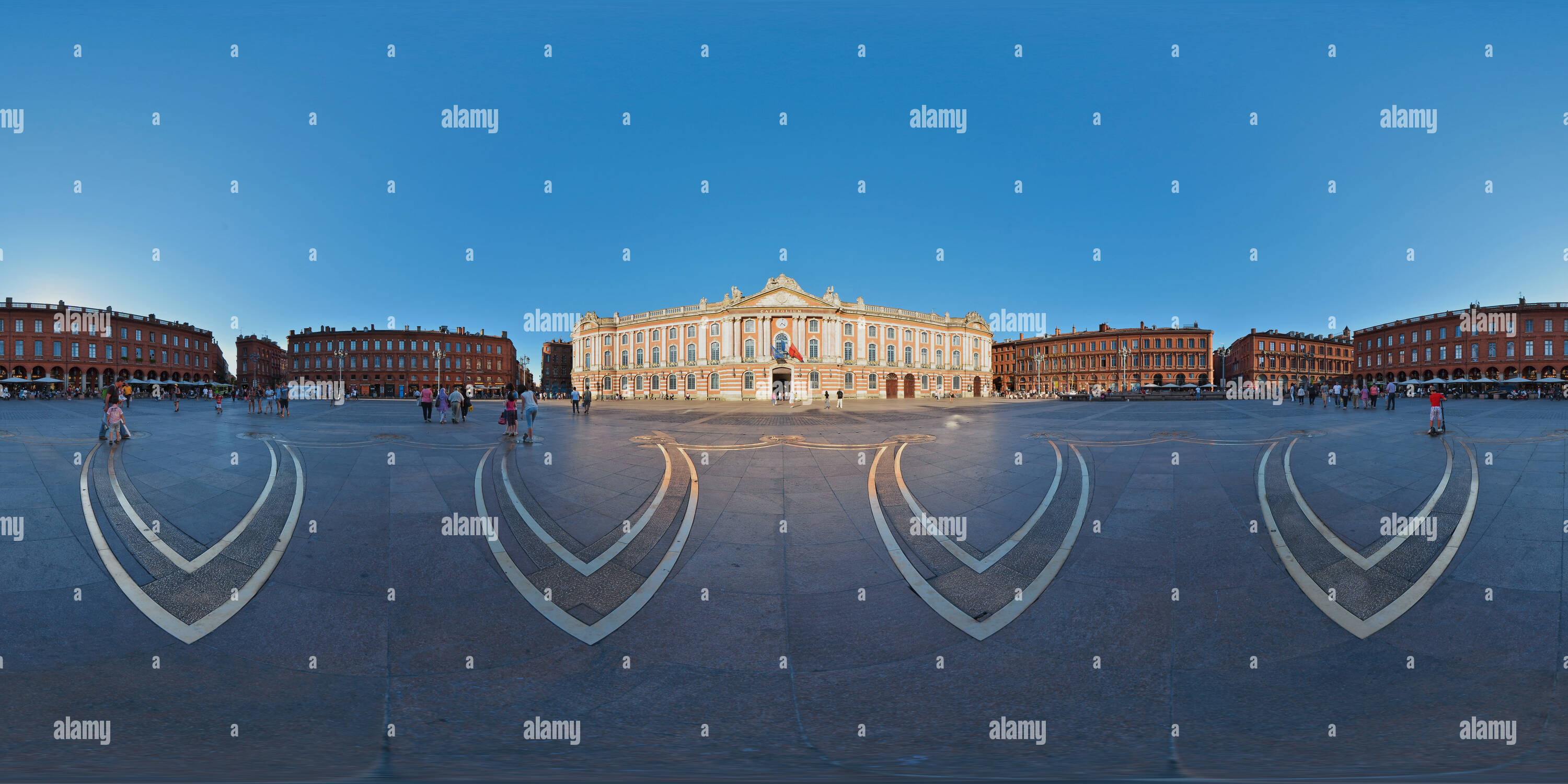 360° view of Place du Capitole de Toulouse - France - Alamy