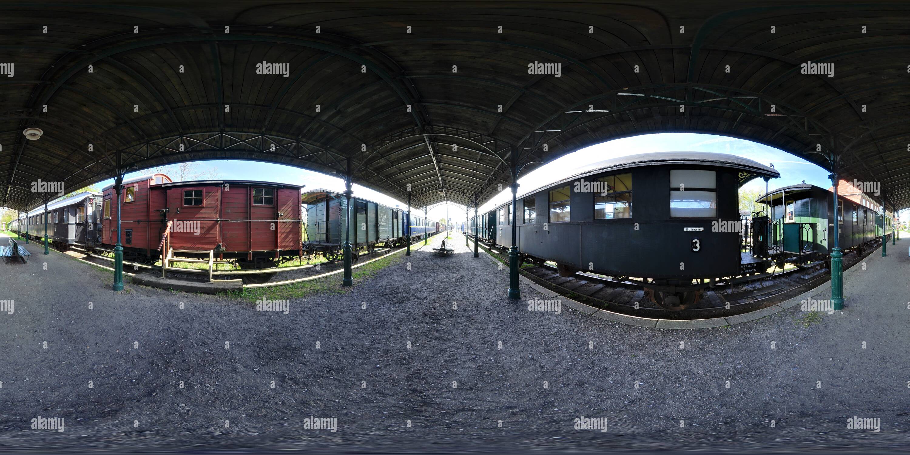 360° view of Eisenbahn-Museum - Schönberger Strand Bahnsteig - Alamy