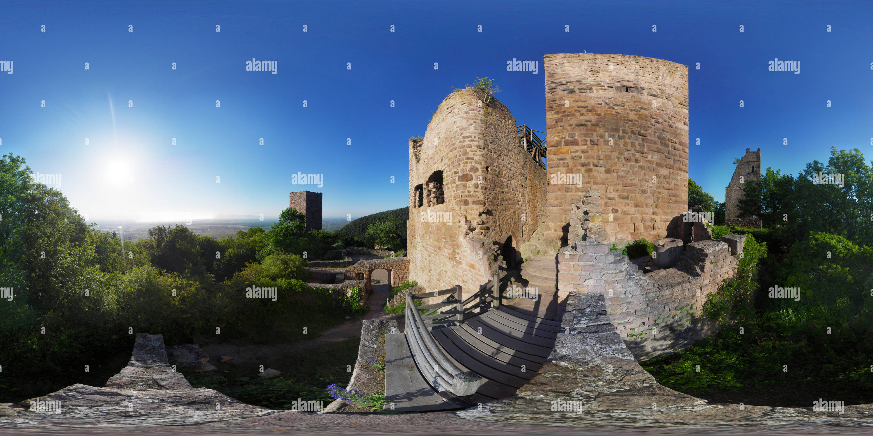 3 castles hi-res stock photography and images - Alamy