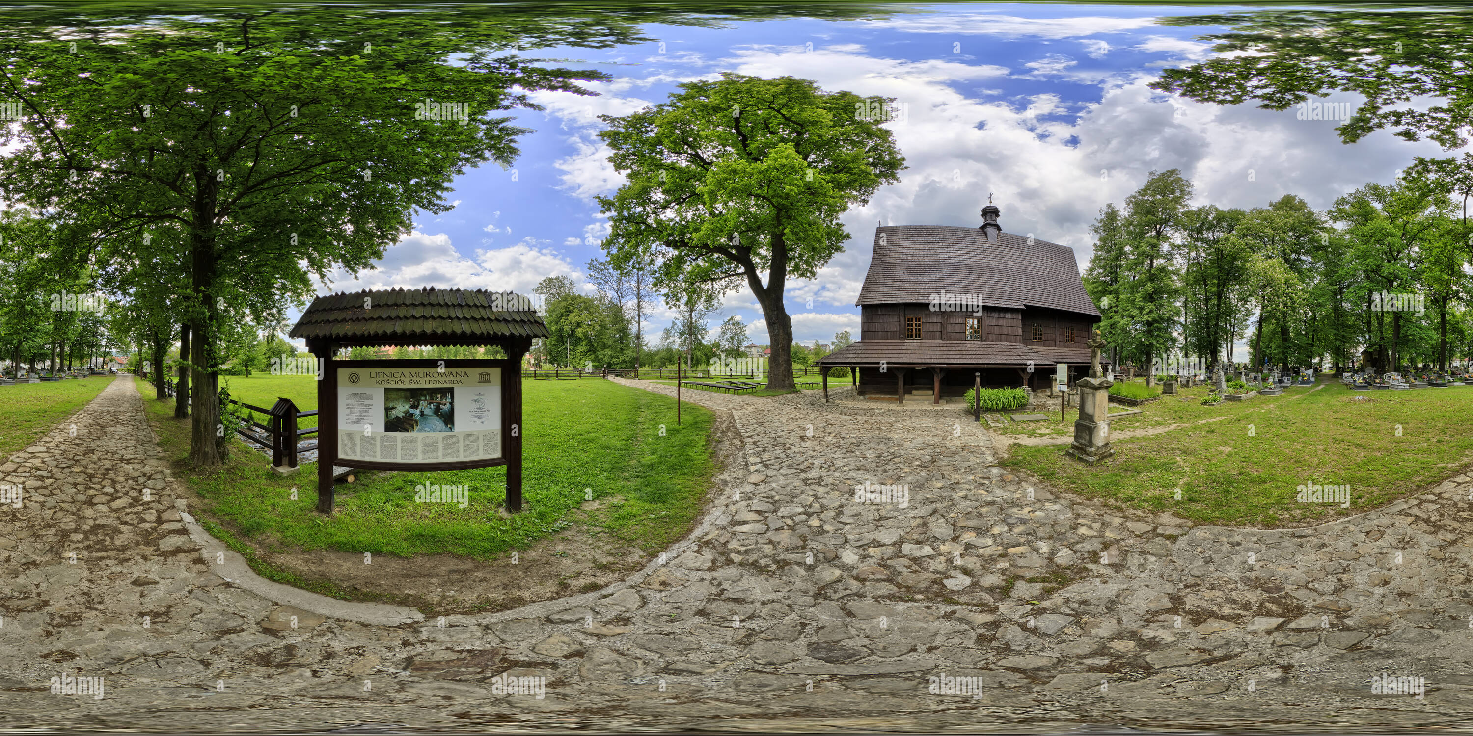 360° view of St Leonard Church - Alamy