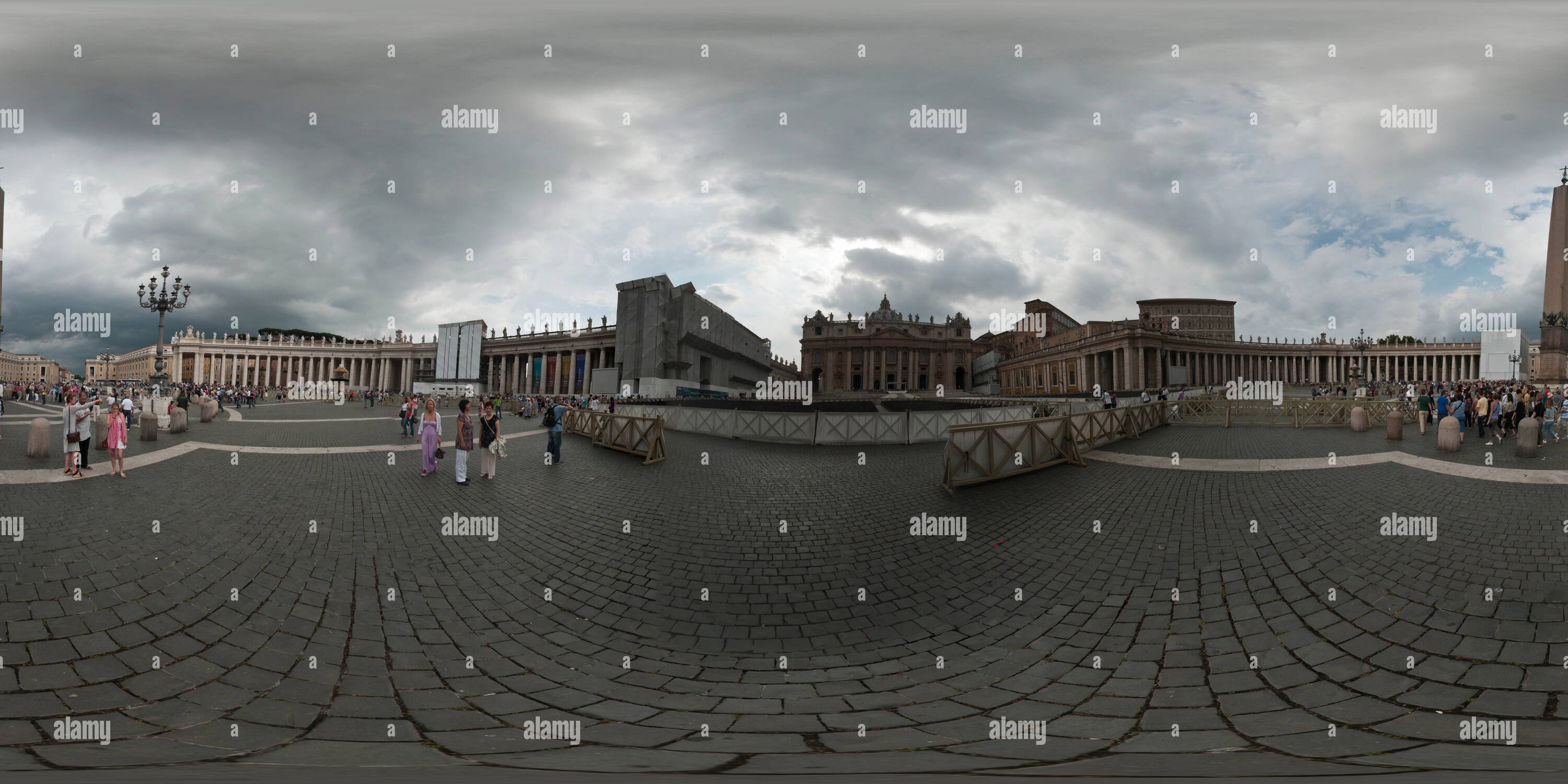 360° view of St Peter's Basilica, Vatican - Alamy