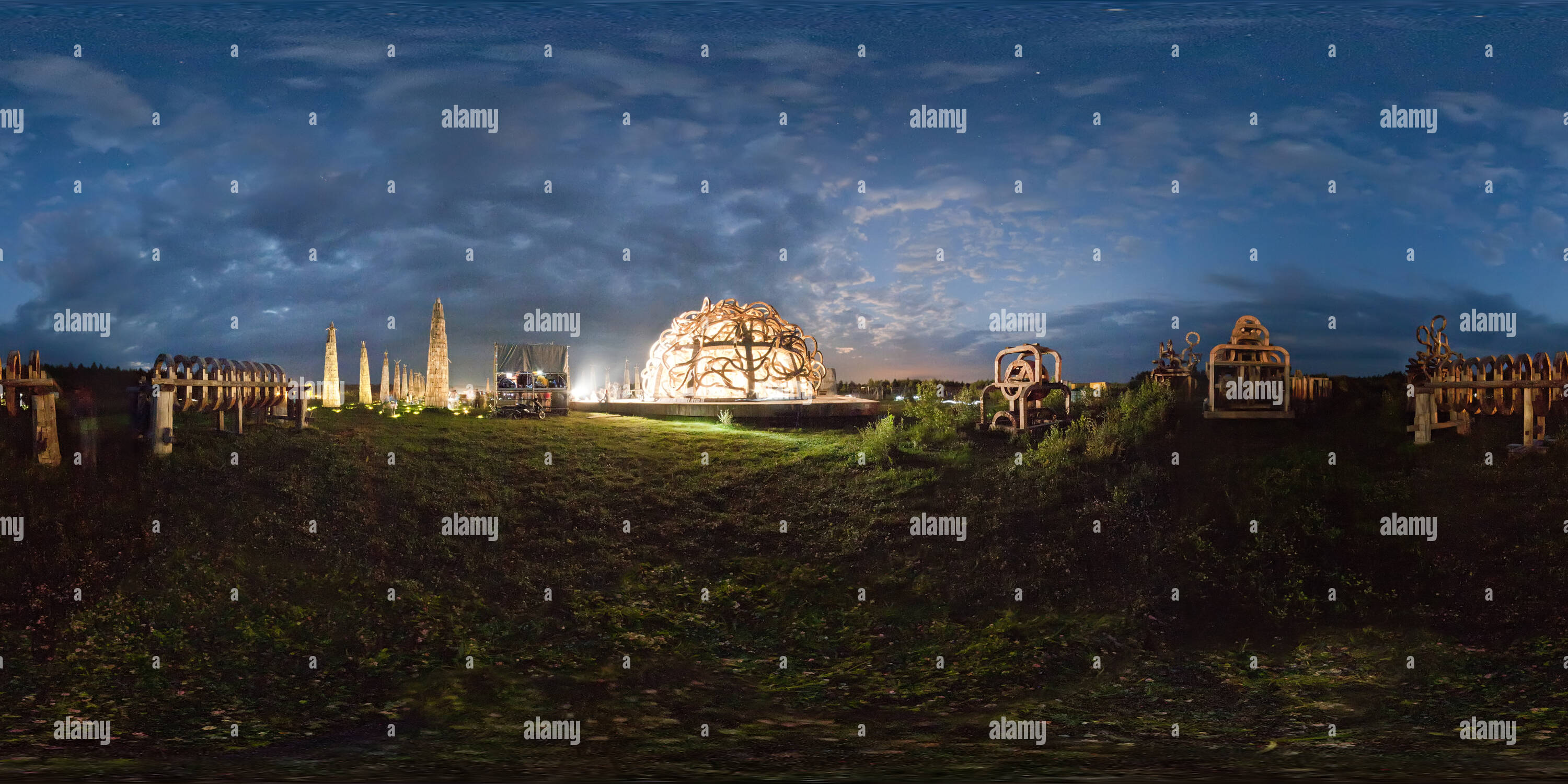 360° view of The night look of the Universal Mind - Alamy