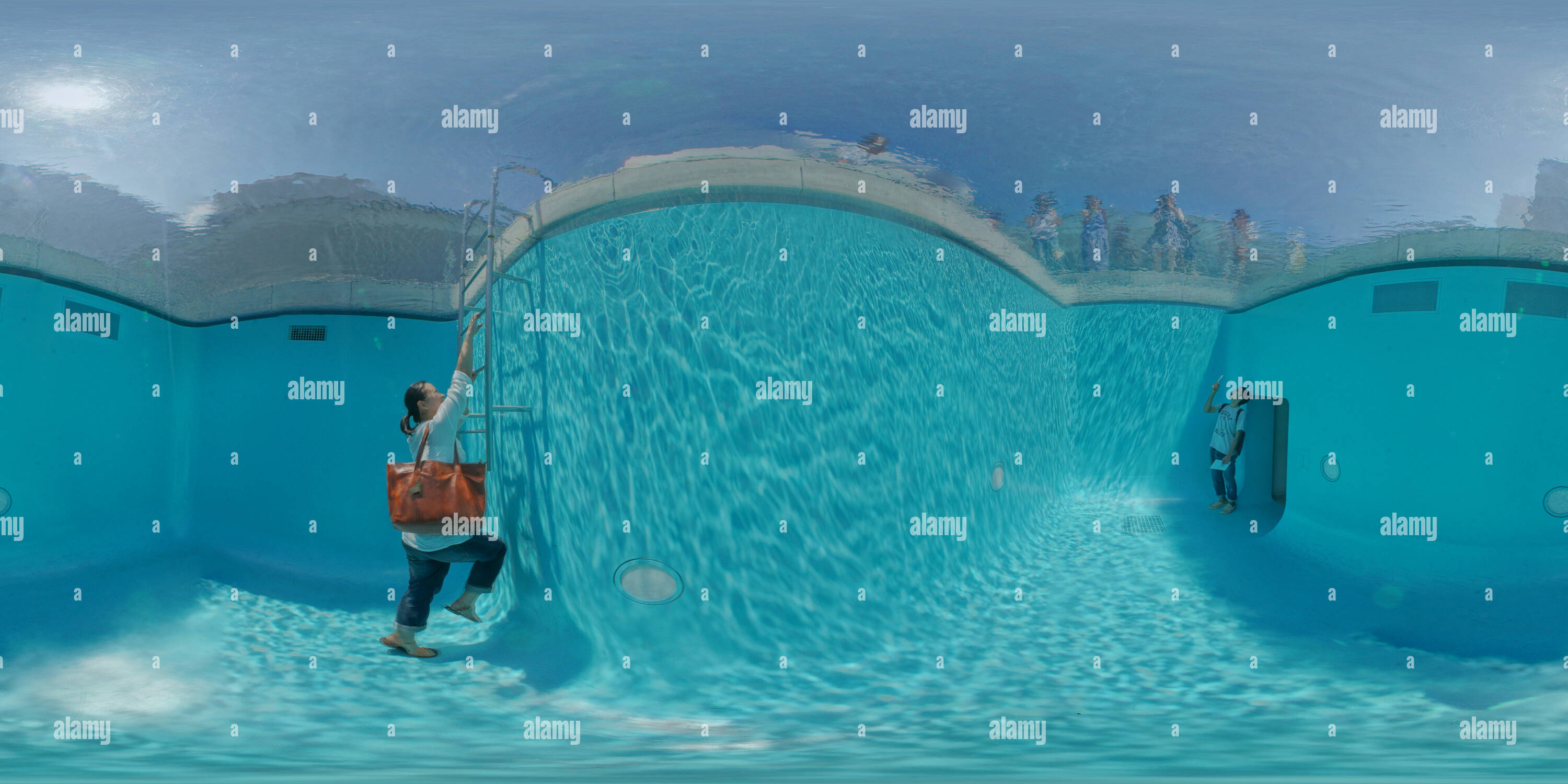 21st century museum of contemporary art kanazawa hi-res stock ...