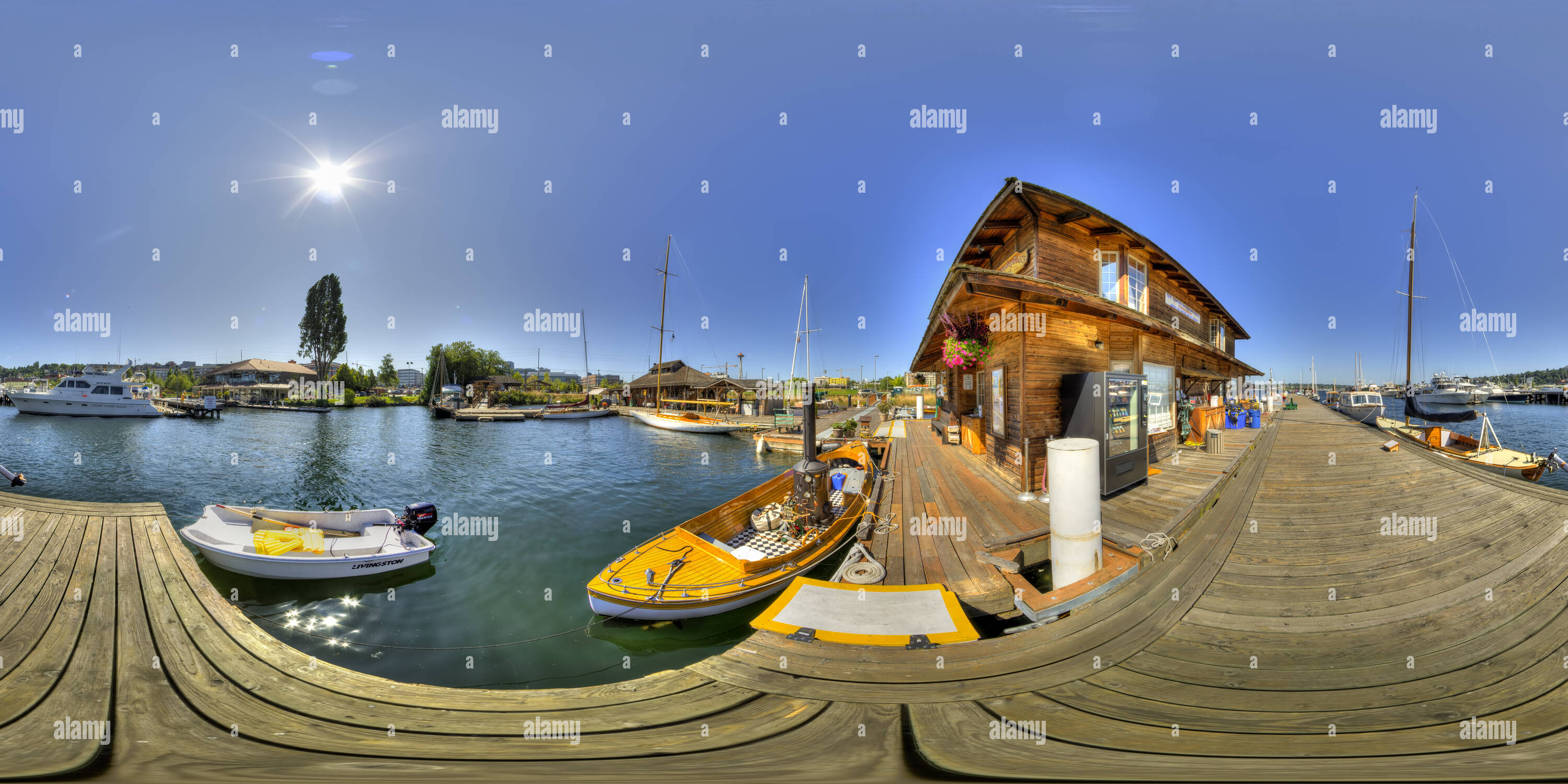 Steam launch puffin hi-res stock photography and images - Alamy