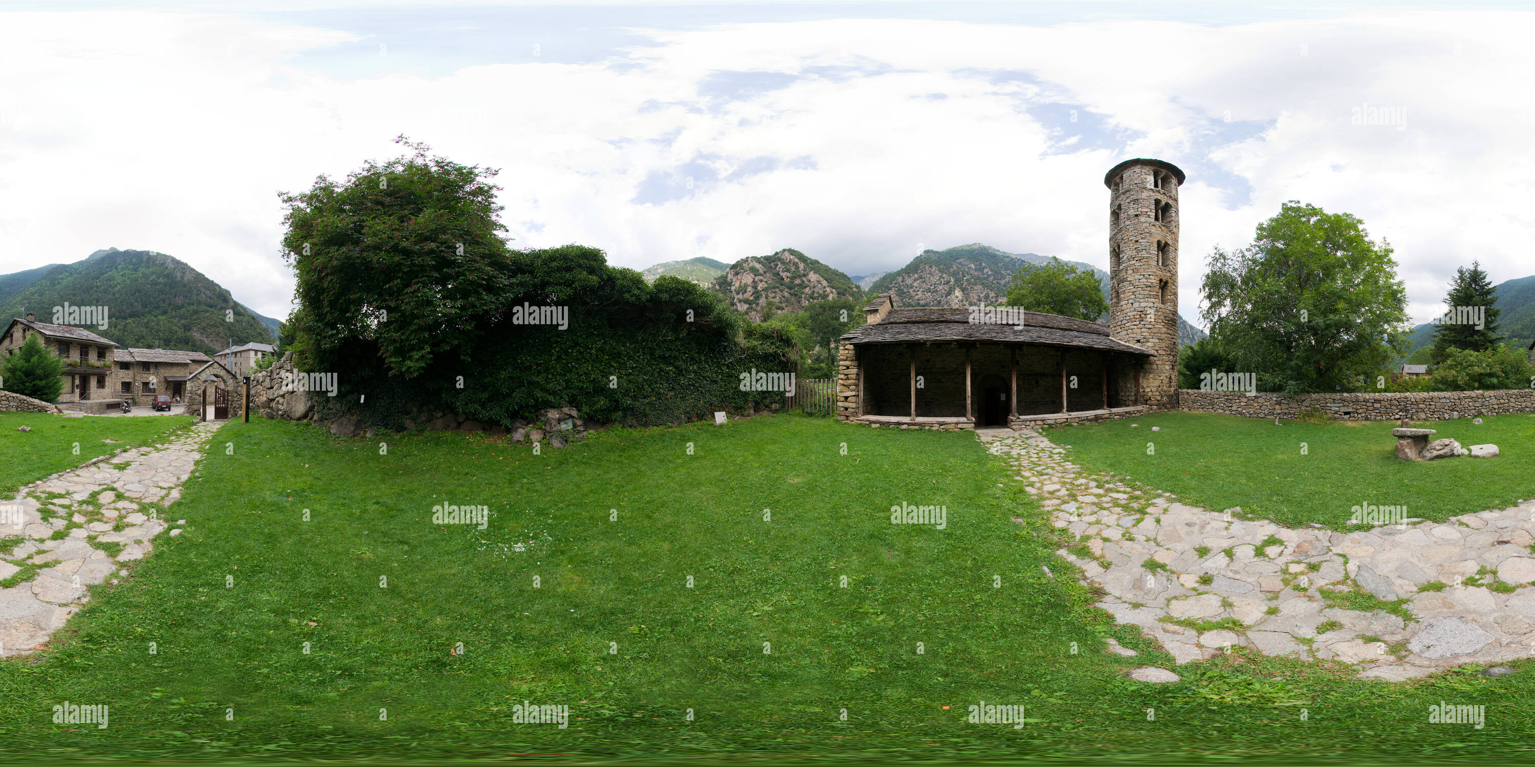 360° view of Santa Coloma Church - Alamy