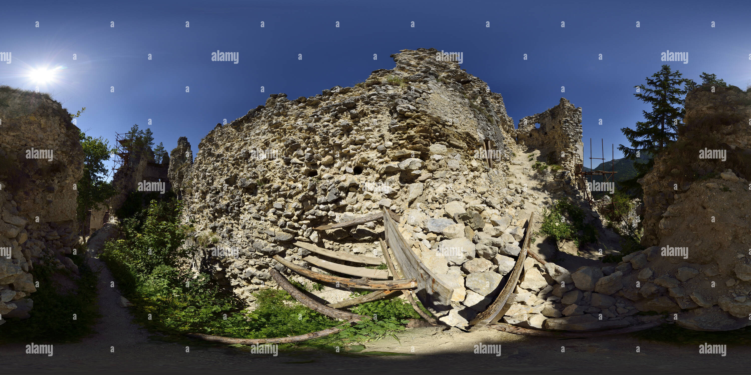 360° view of Castle Blatnica - in the middle of the palace - Alamy