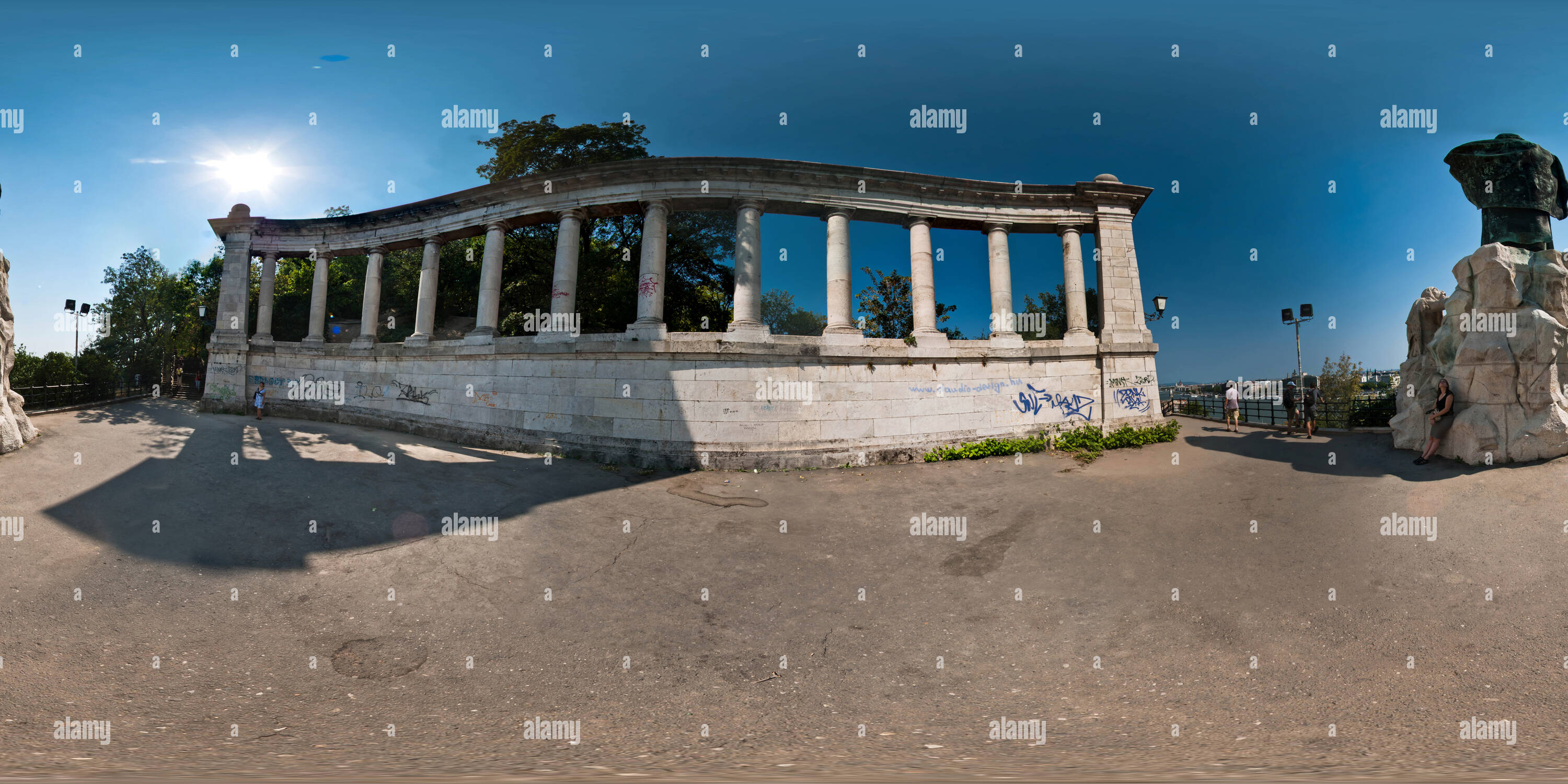 360° view of St Gellert statue - Alamy