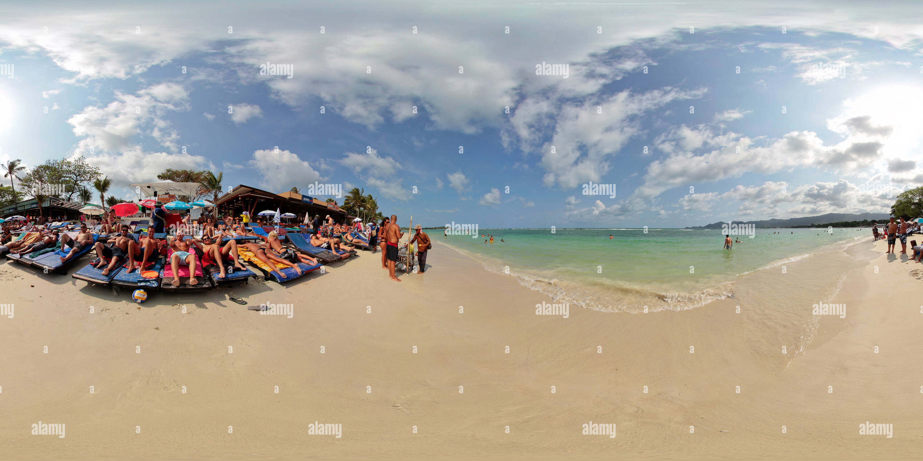 360° view of Ark Bar Samui on Chaweng Beach - Alamy