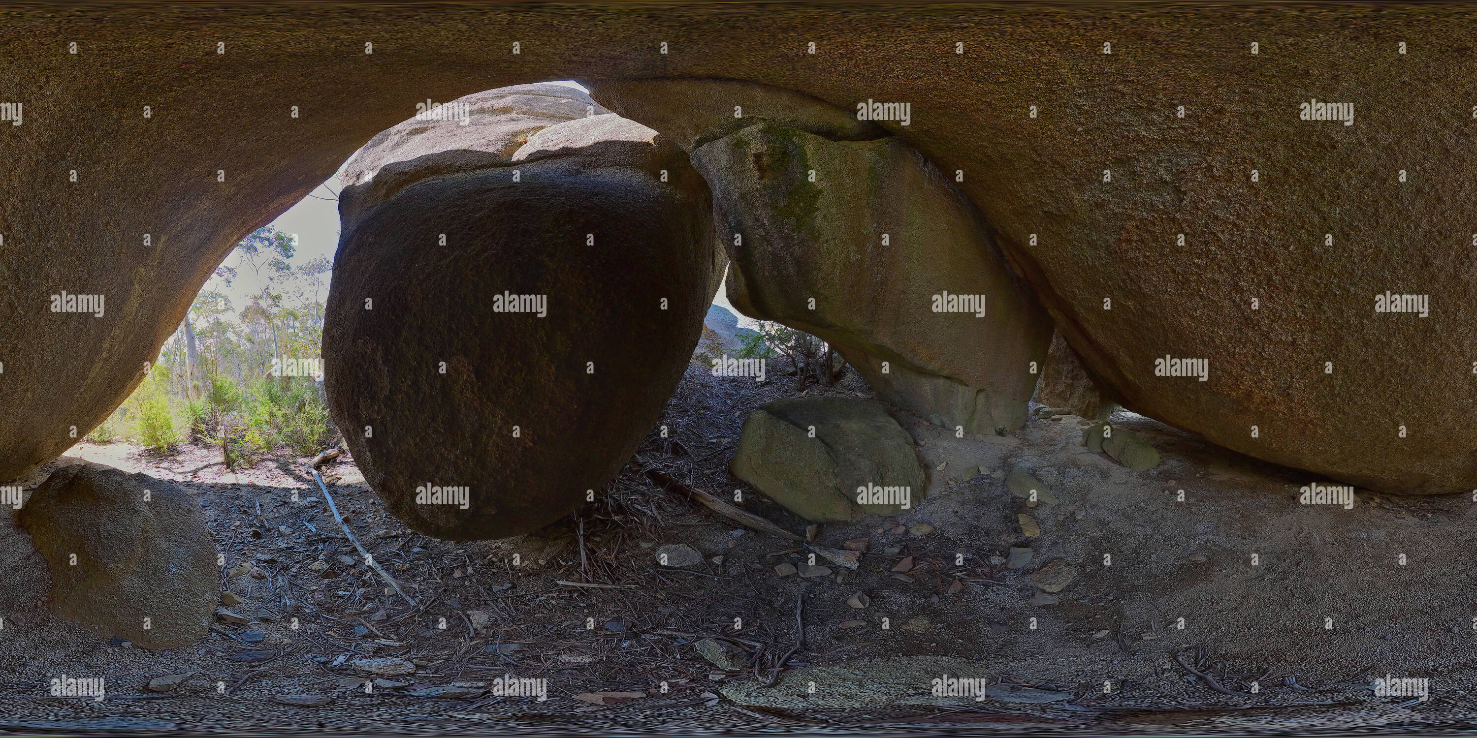 360° view of Namadgi NP - Rock Shelter on Mount Boboyan (Yerrabi ...