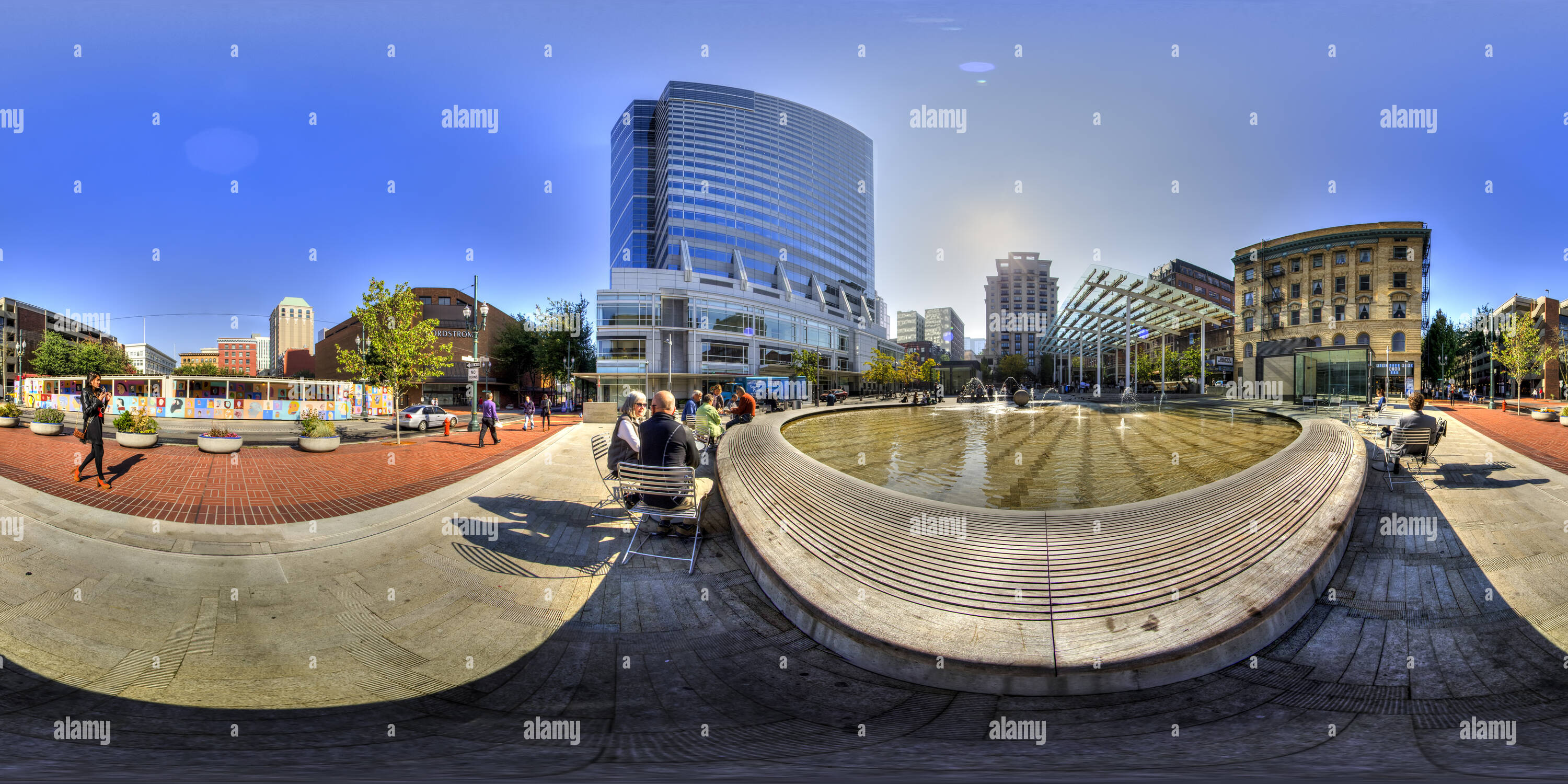 360° view of Coffee Break, Director Park, Portland, OR - Alamy
