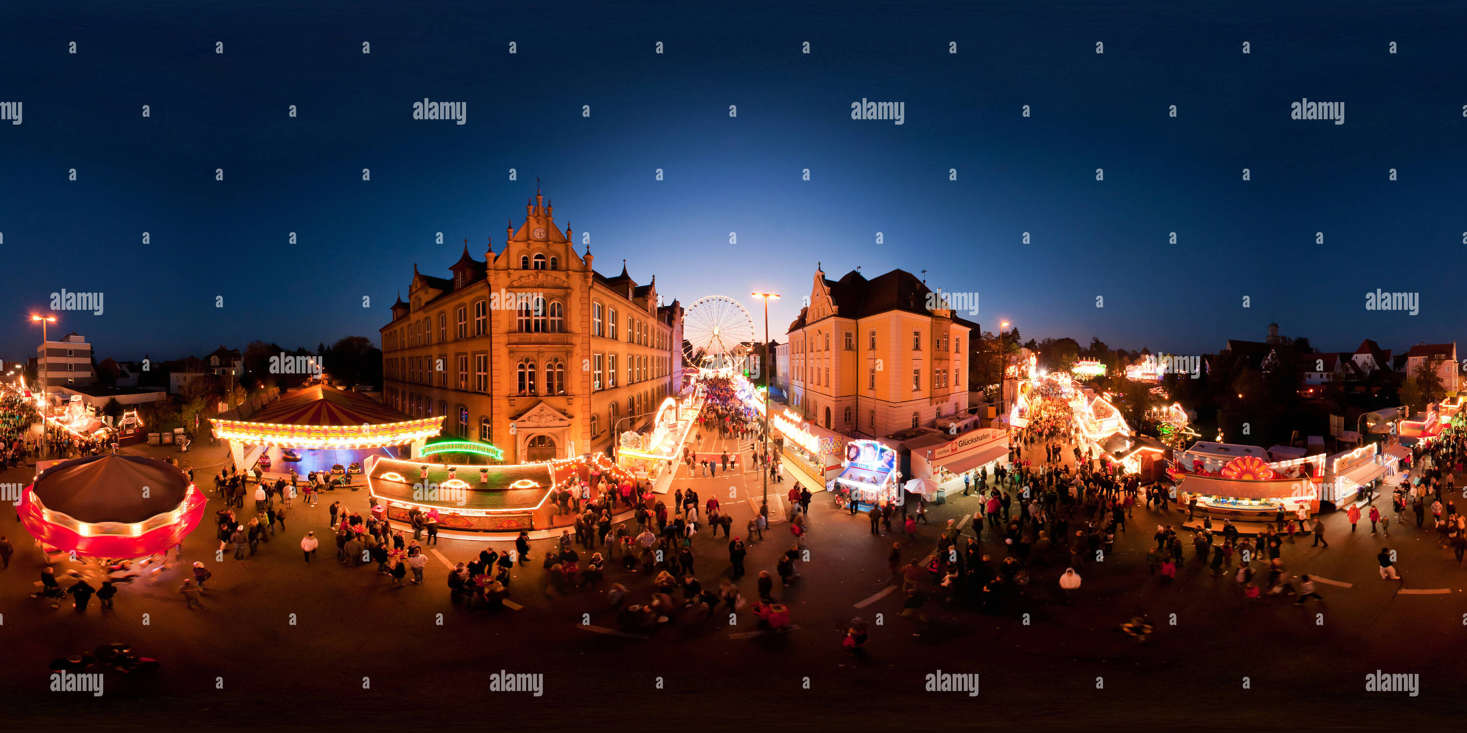 Jahrmarkt hi-res stock photography and images - Alamy