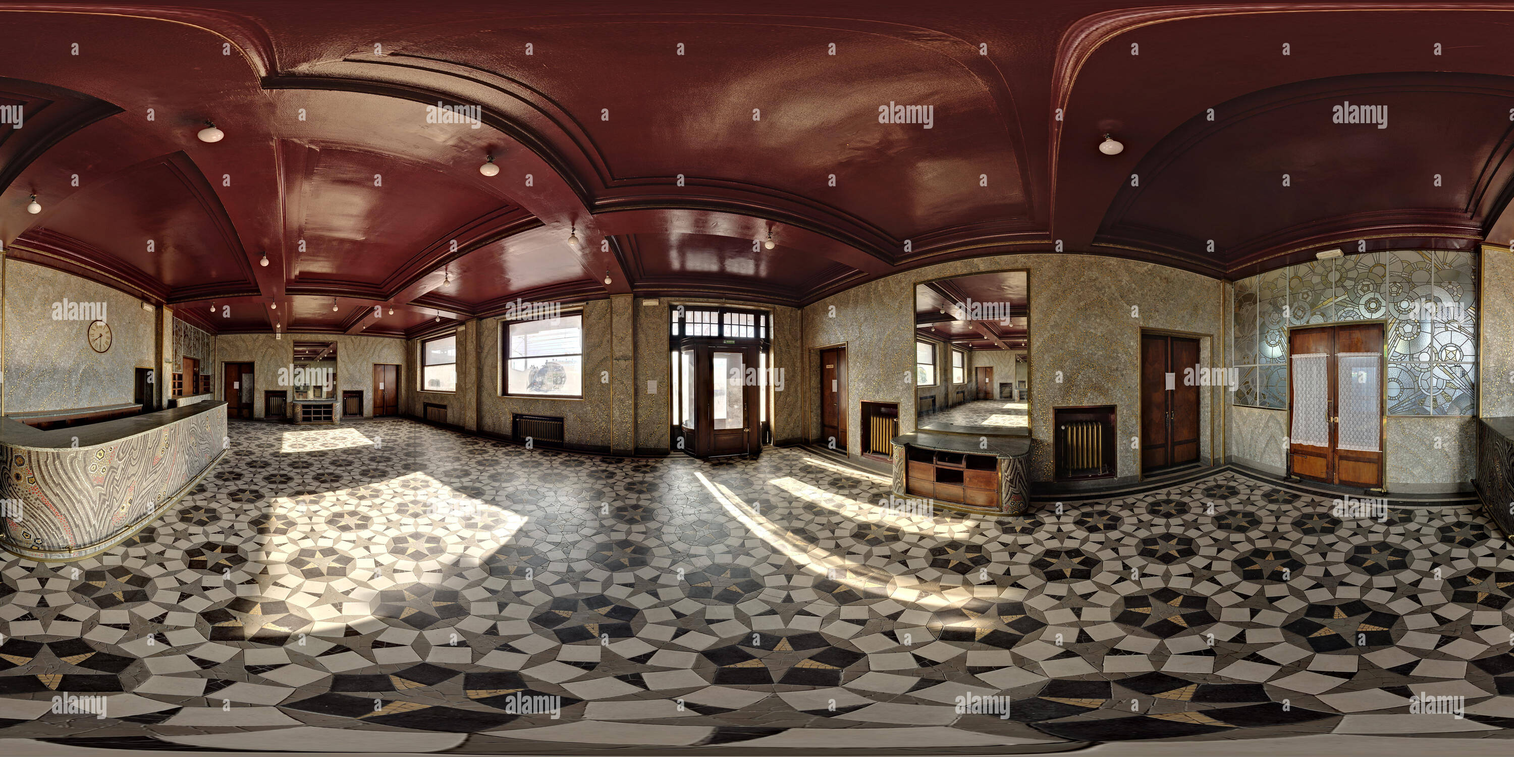 Saint quentin art déco hi-res stock photography and images - Alamy