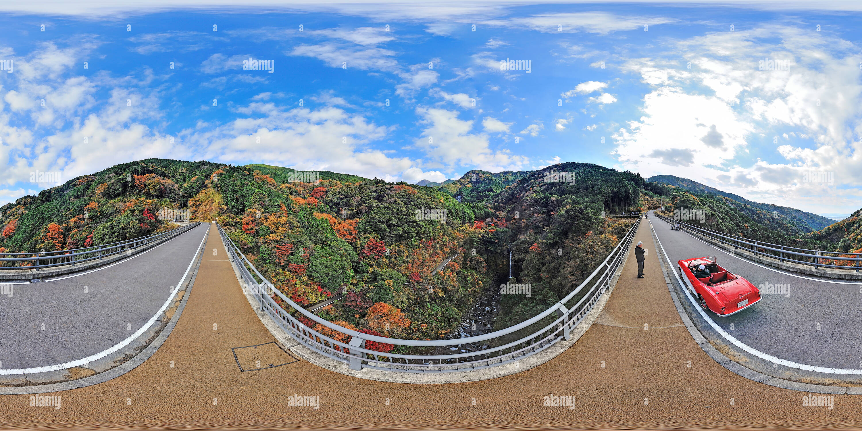 Sudo valley bridge hi-res stock photography and images - Alamy