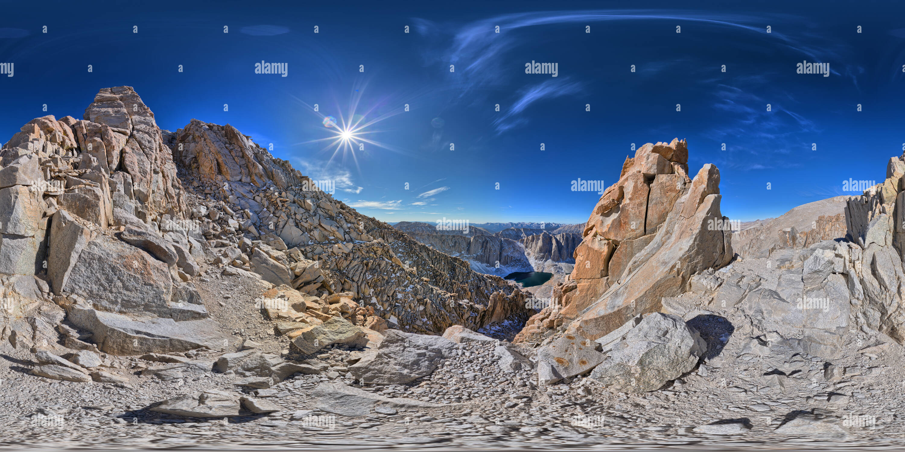 360° view of On the trail up to the summit of Mount Whitney - Alamy
