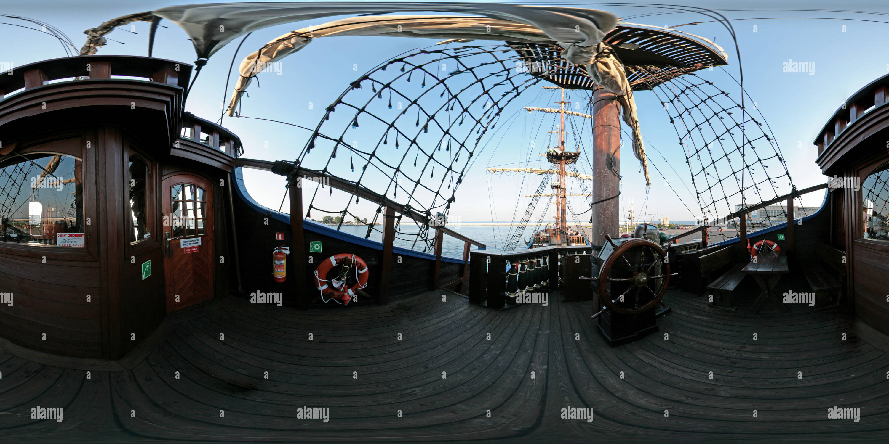 360° view of "The Pirate Boat - Alamy
