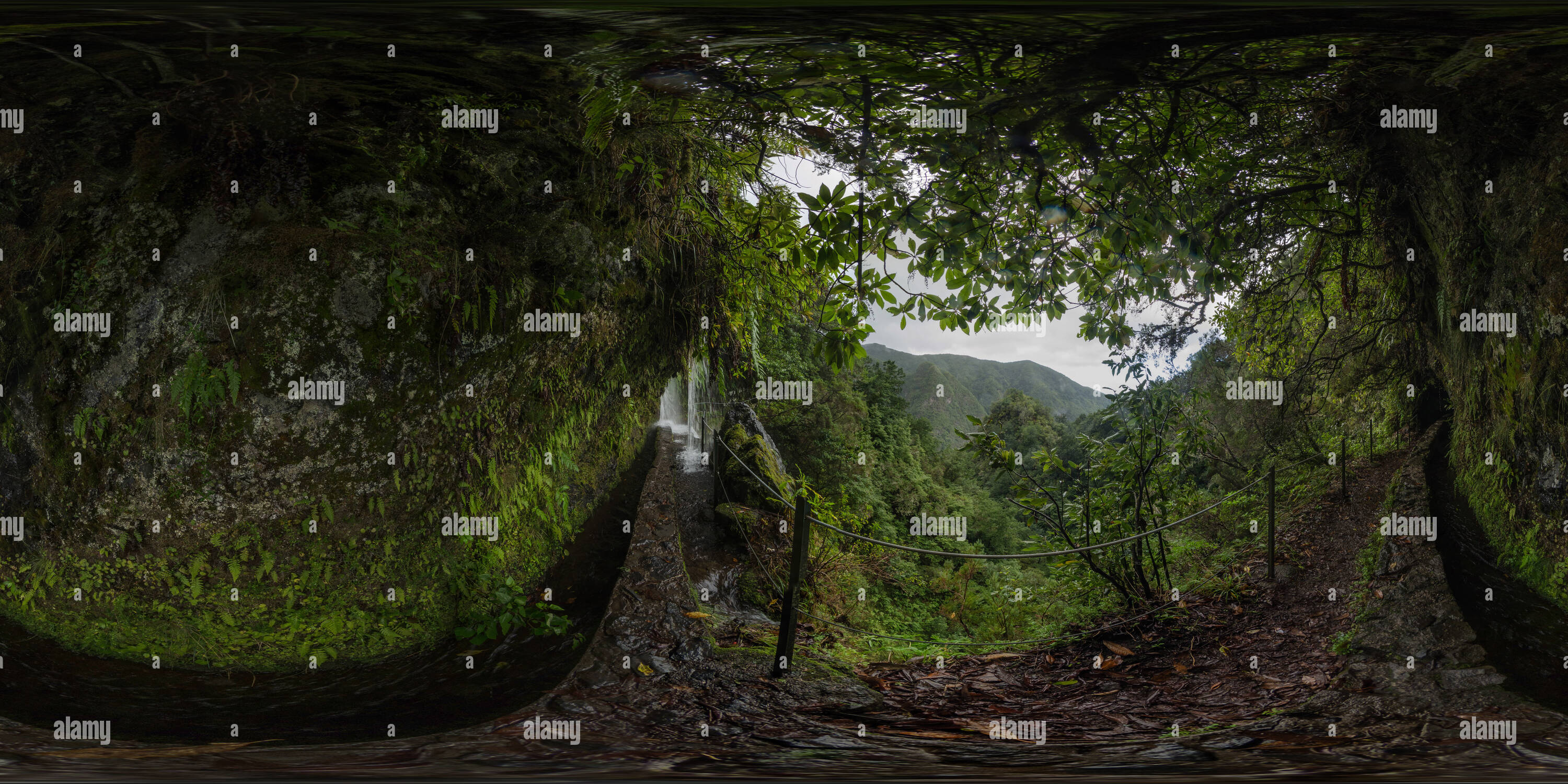 360° view of Caldeirão Verde water curtain - Alamy
