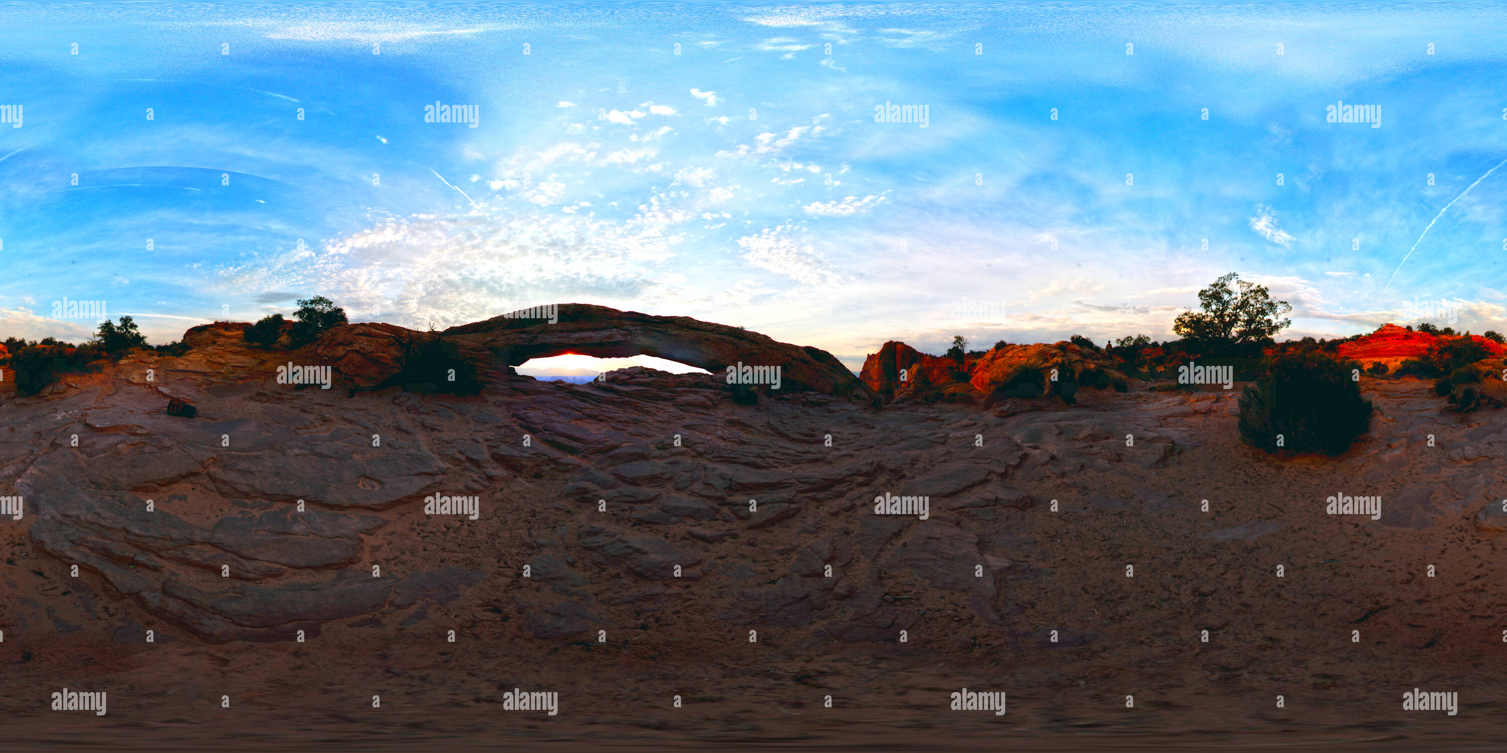 360° view of Mesa Arch Sunrise - Alamy