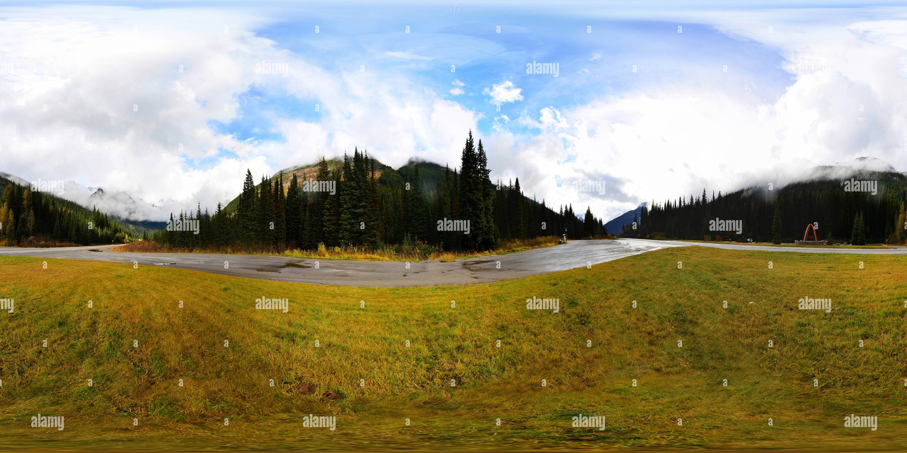 360° view of Rogers Pass Summit - Alamy