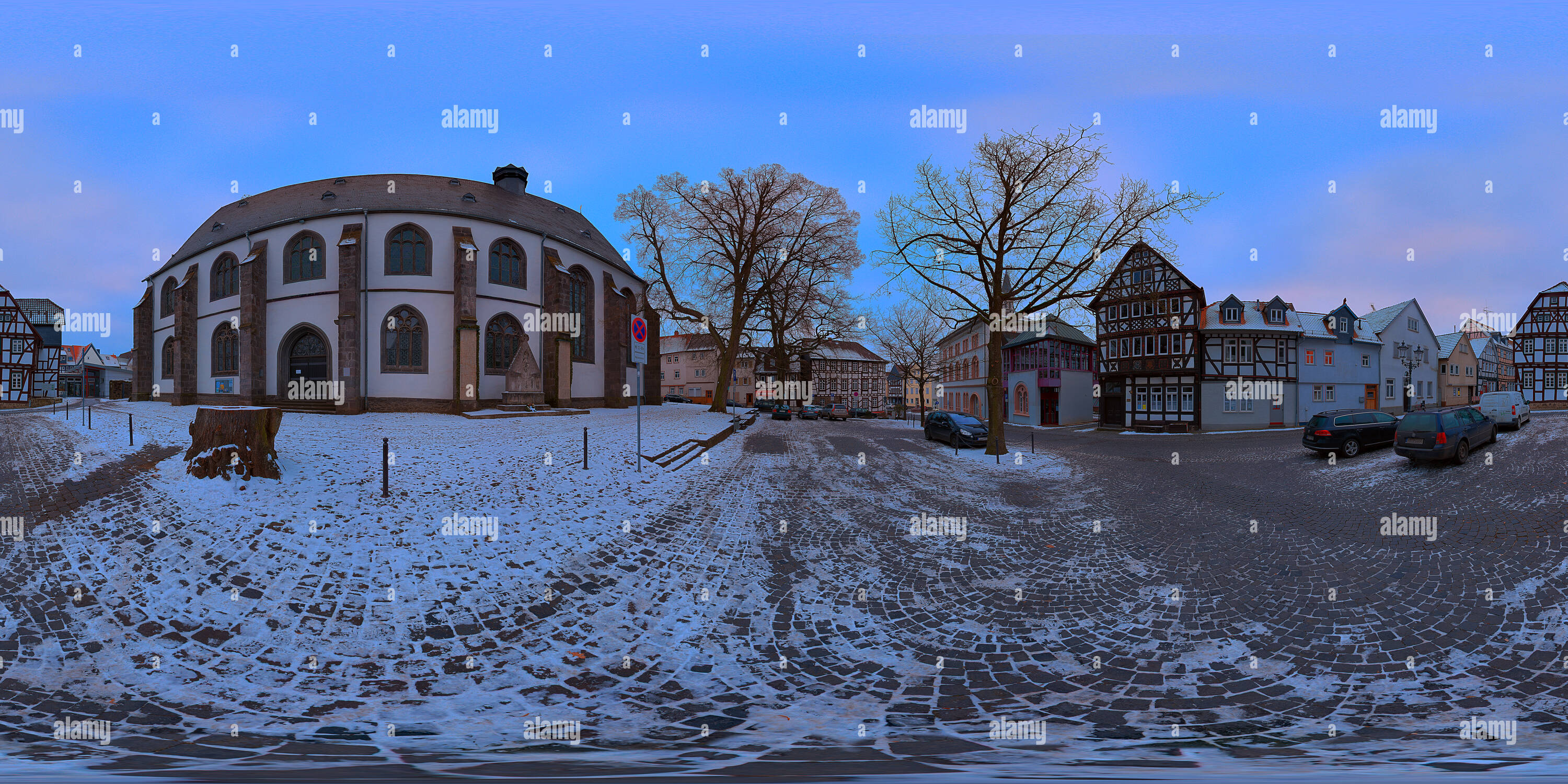 360° view of -Lich- Marienstiftskirche / Kirchplatz - Alamy