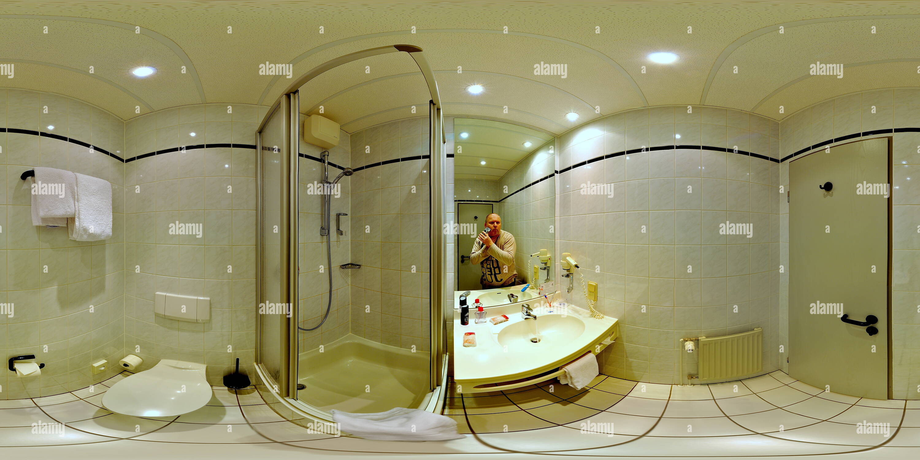 360° view of Ghost in mirror - Alamy