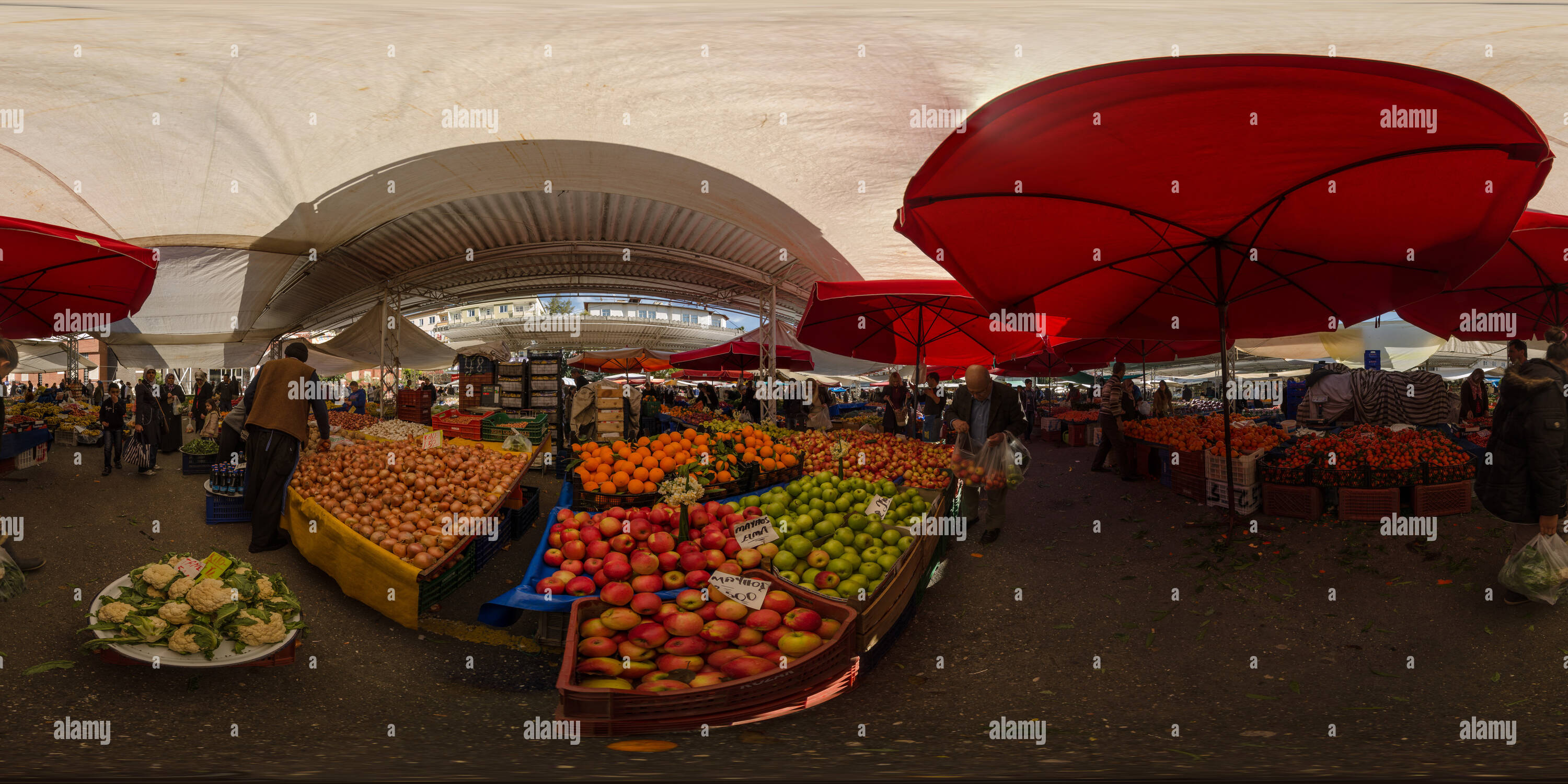 Bazaar alanya turkey hi-res stock photography and images - Alamy