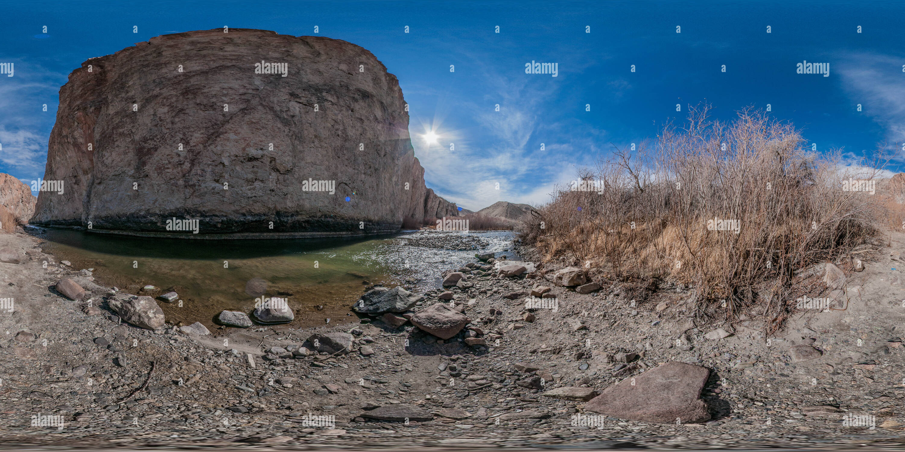 360° view of Walker River Cliff - Alamy