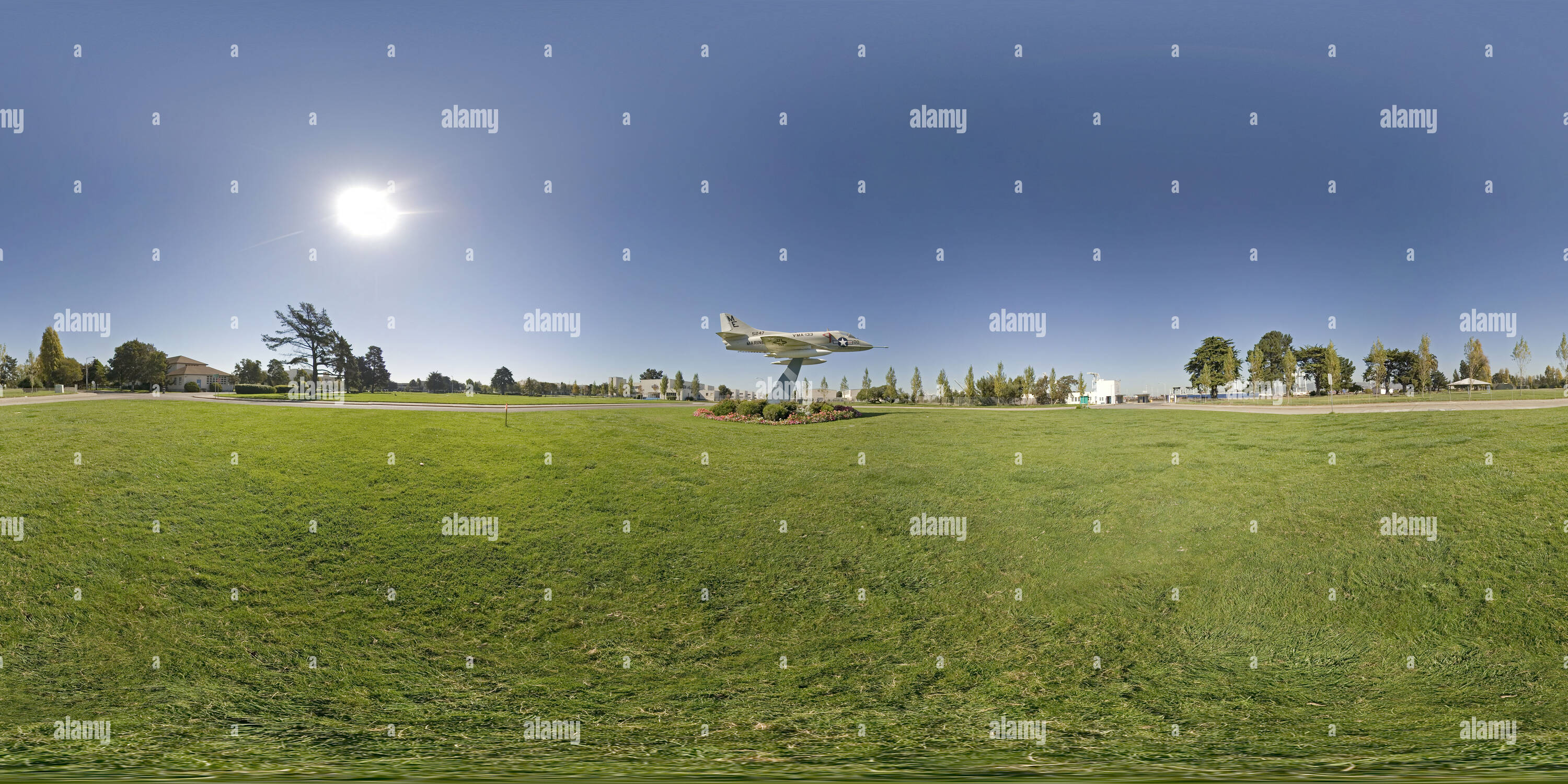 Naval complex hi-res stock photography and images - Alamy