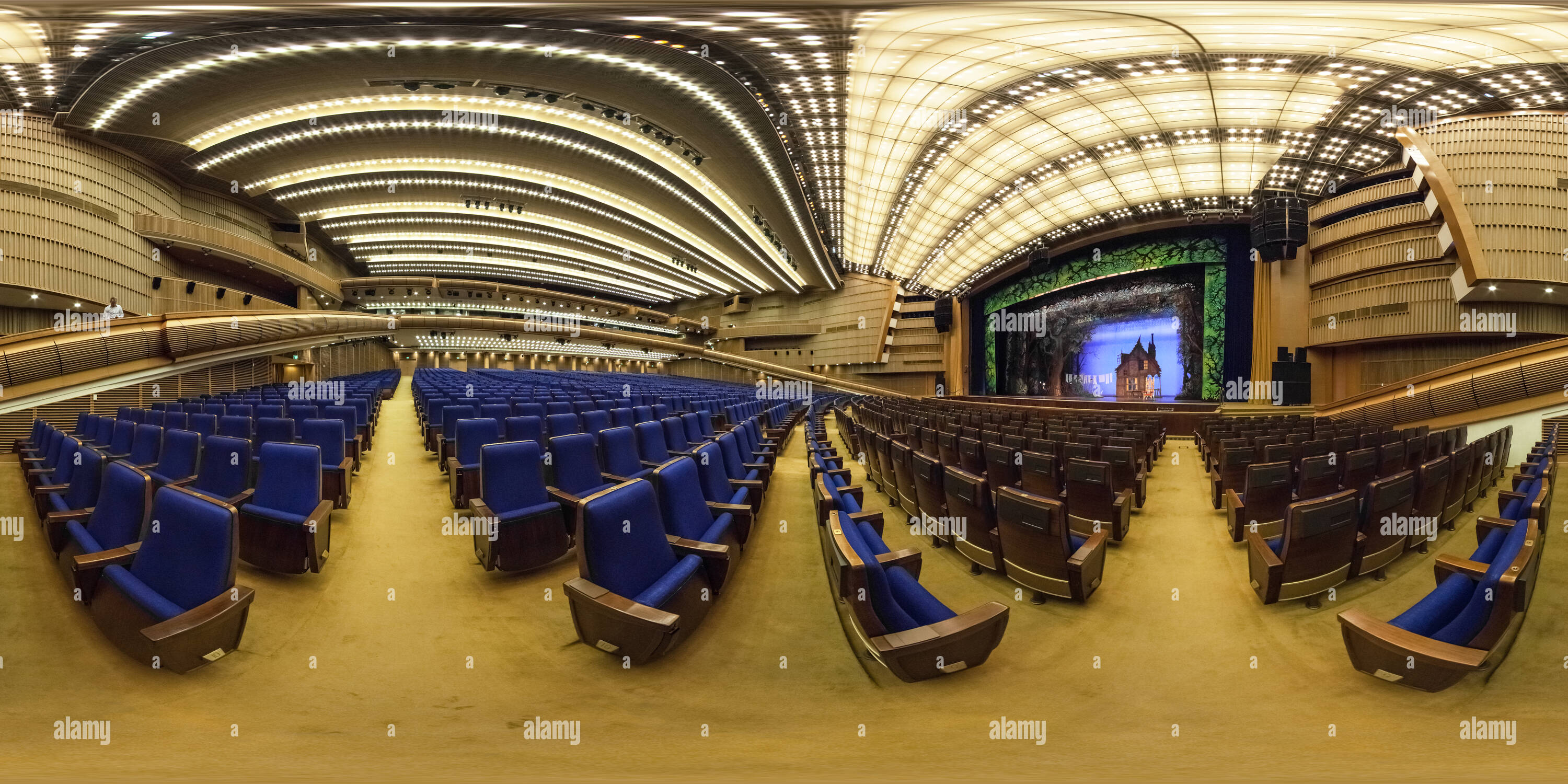 State kremlin palace hi-res stock photography and images - Alamy