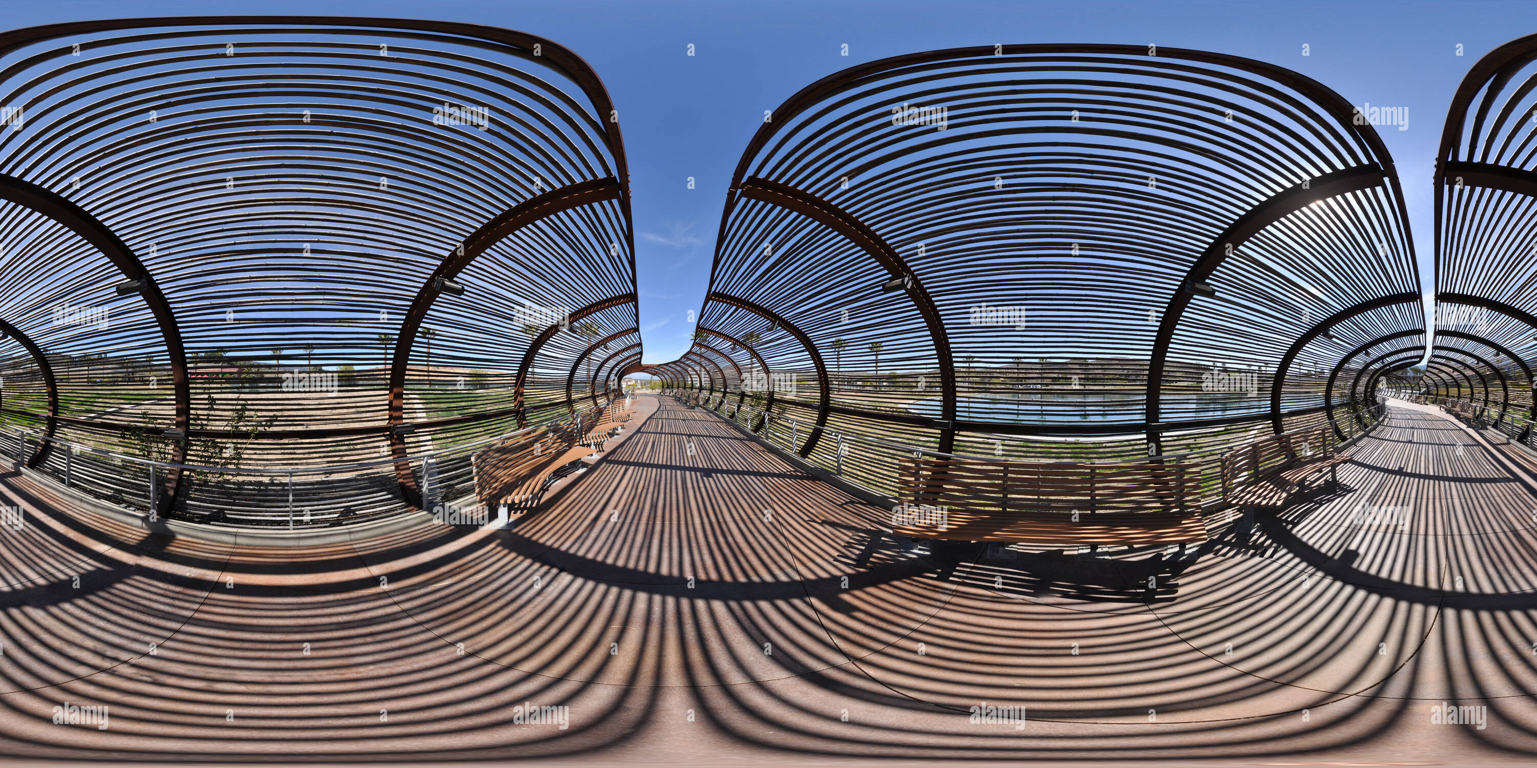 360° view of Dos Lagos Bamboo Bridge - 3 - Alamy
