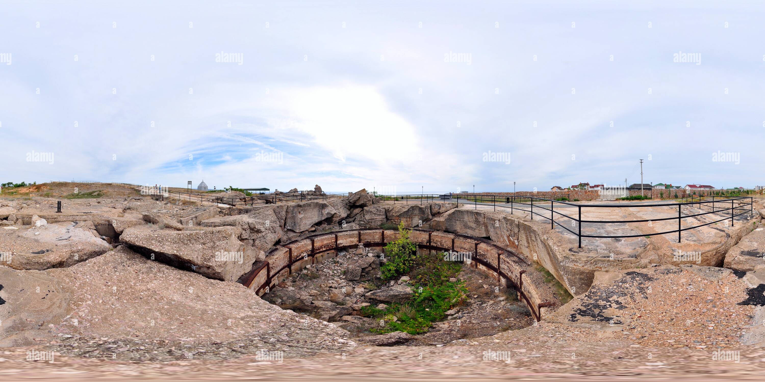 Destroyed bunker hi-res stock photography and images - Alamy