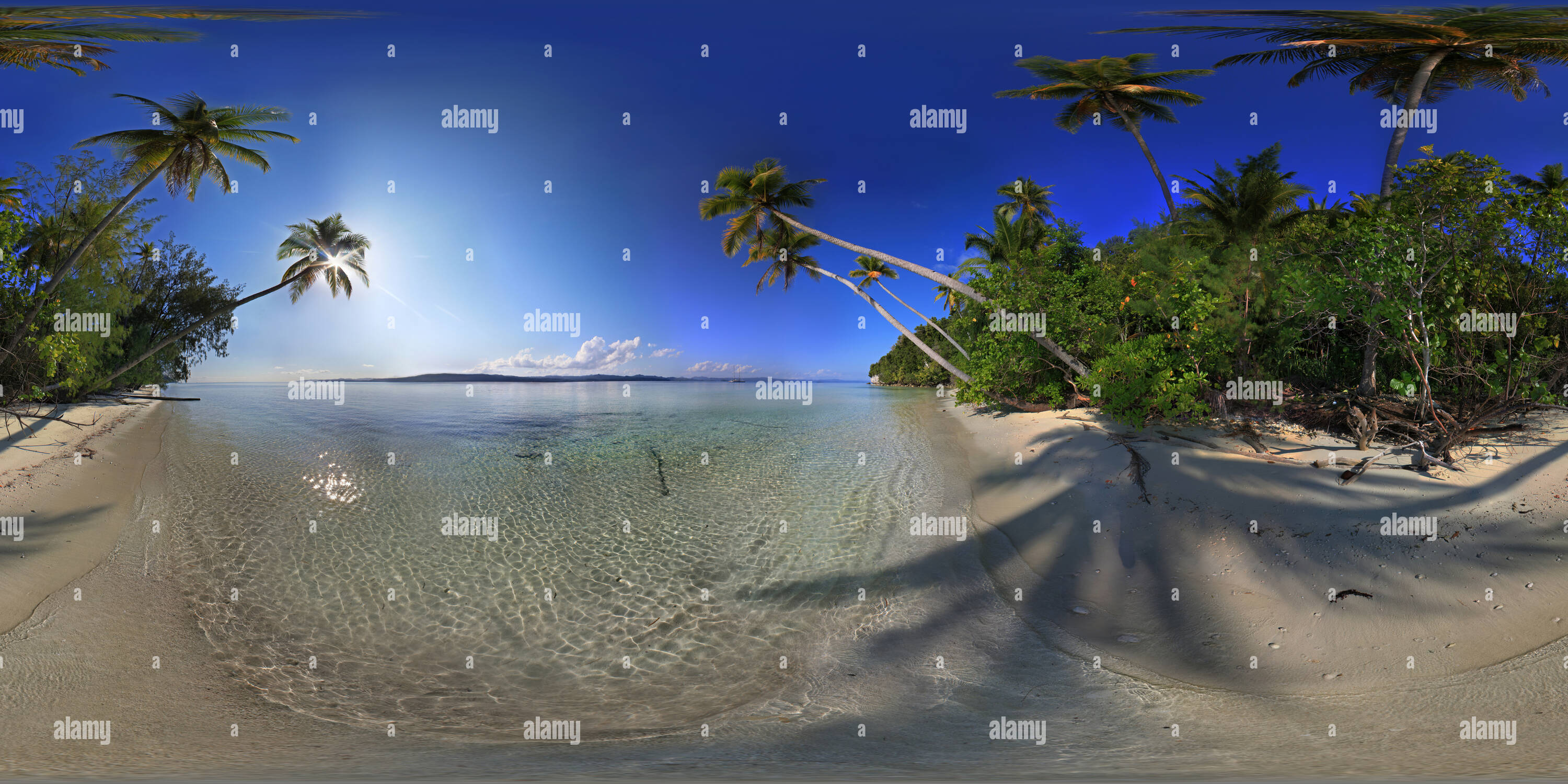 360° view of INDONESIA - Raja Ampat Islands - Wild beach on Pulau Kri ...
