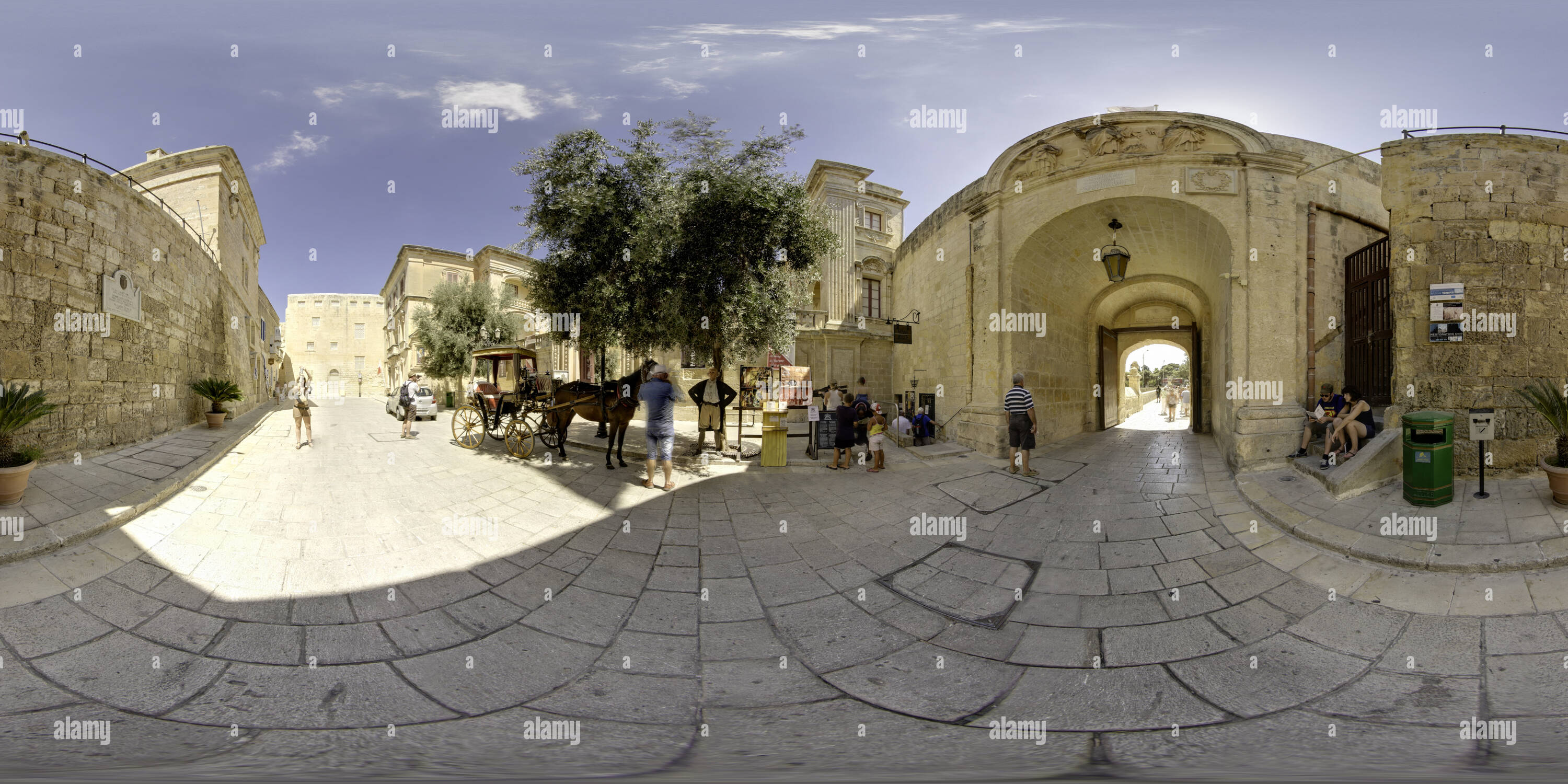360° view of Medina Walking Tour #2 - City Gate - Alamy