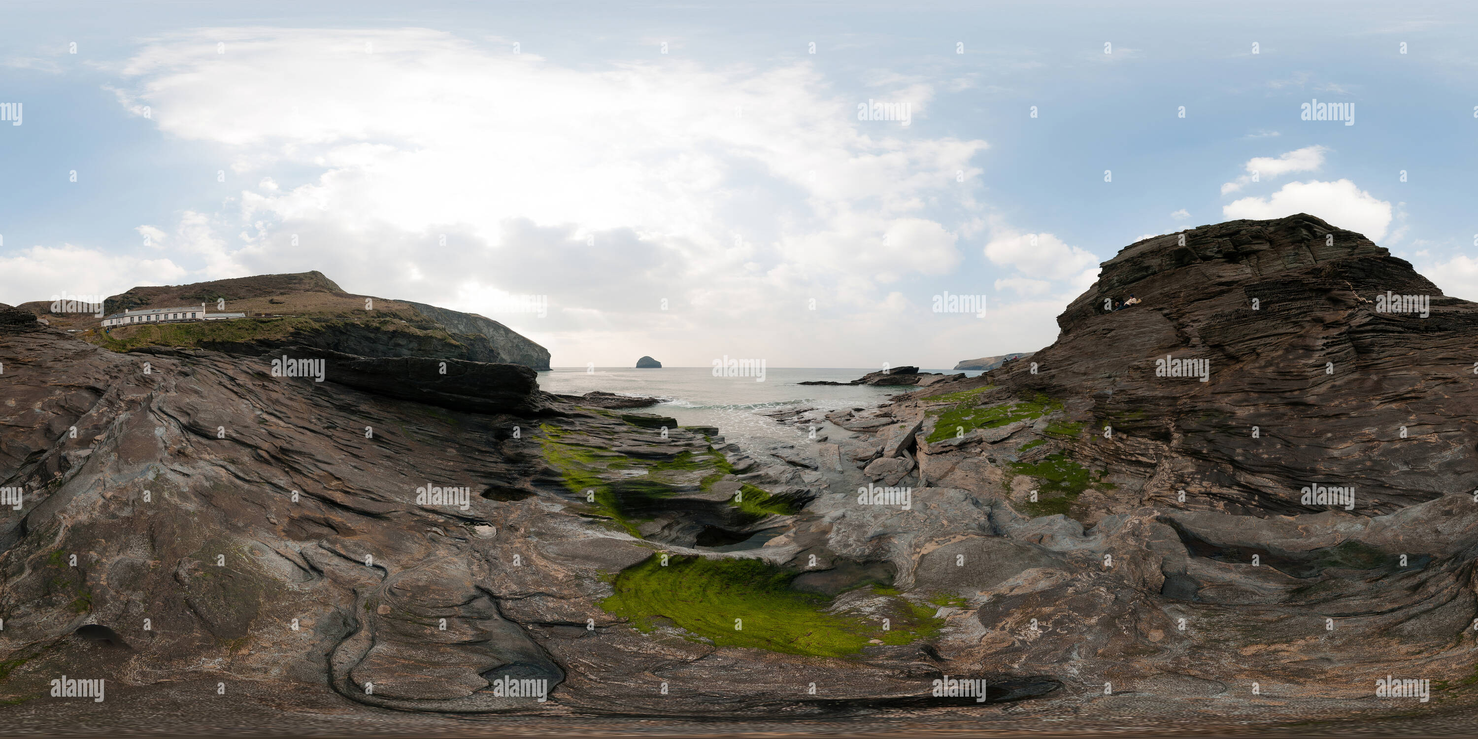 360° view of Trebarwith Strand, Cornwall - Alamy