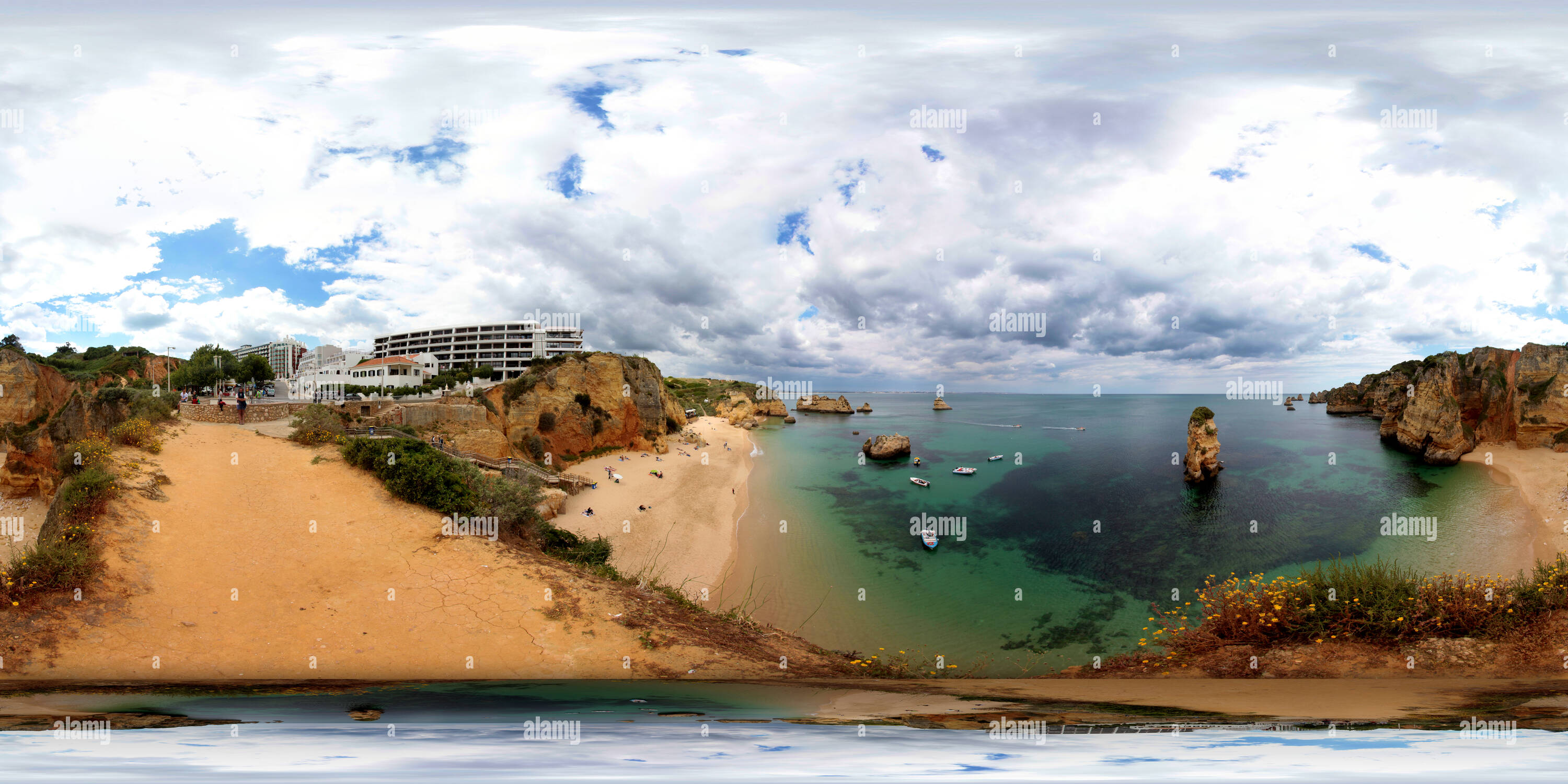 360° view of Praia do Lagos © Cattura - Alamy