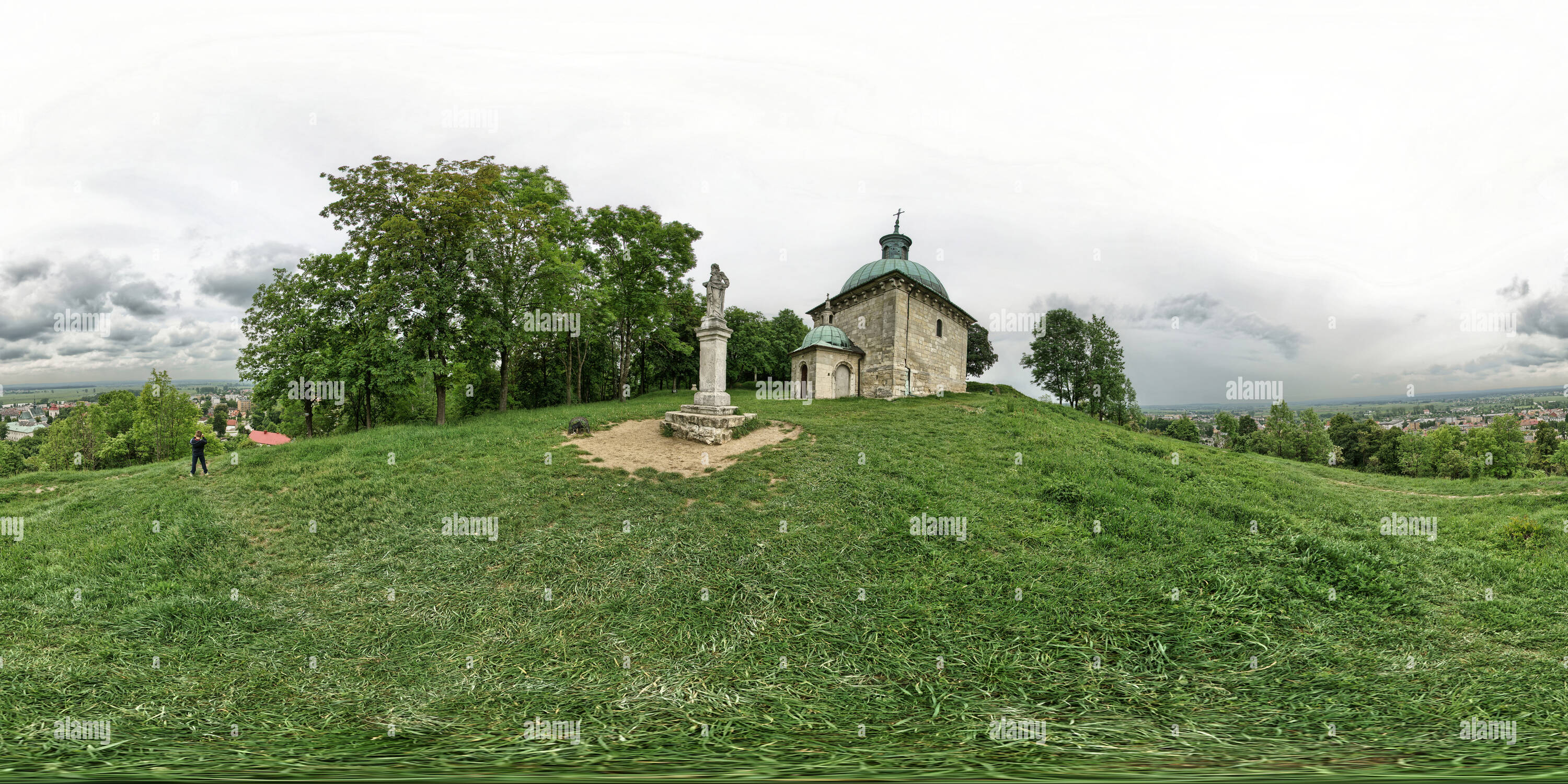 360° view of Chapel St,. Anne Pinczow - Alamy