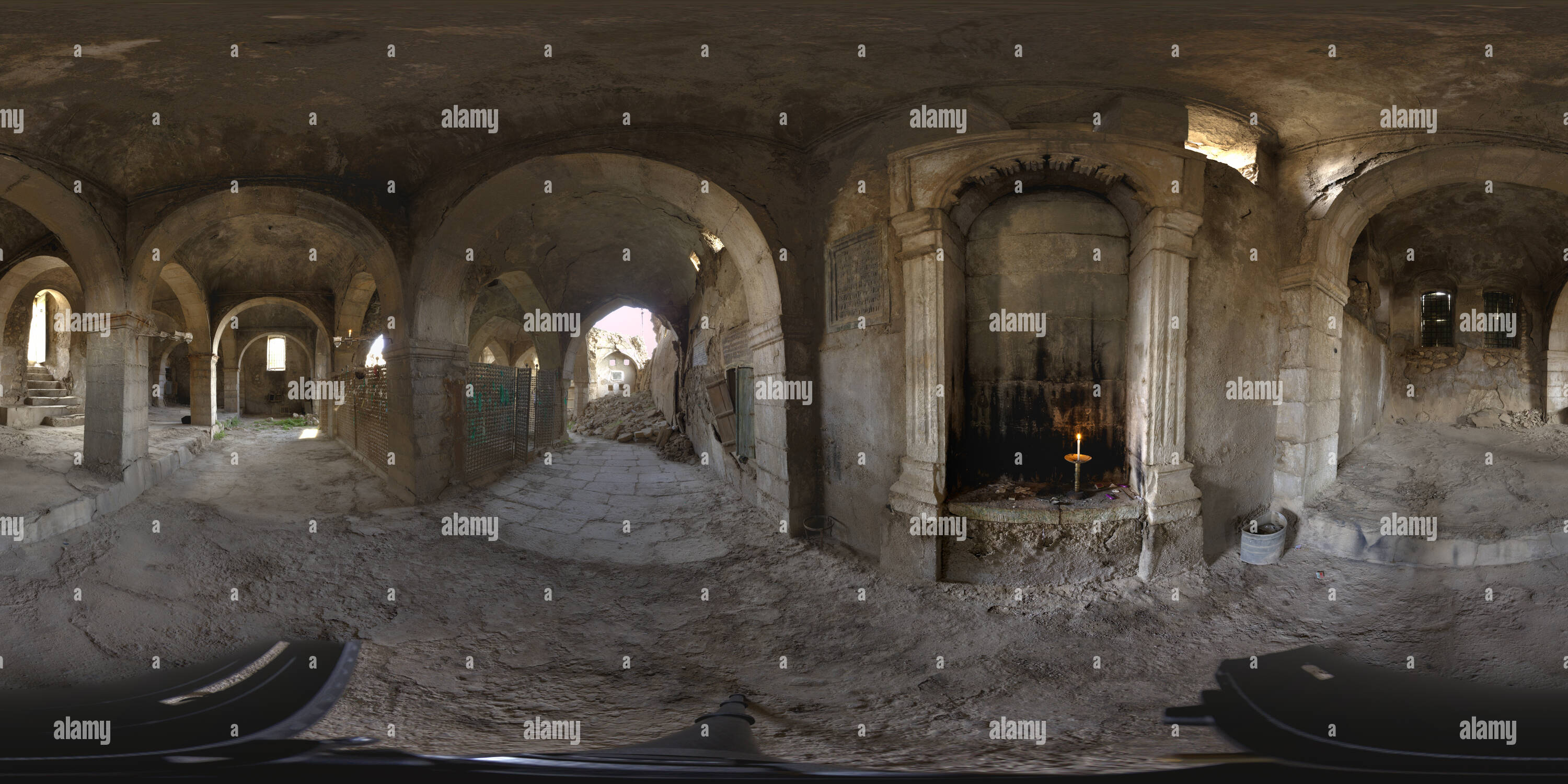 360° view of Al-Qoosh Shrine to the Prophet Nachum Interior - Alamy