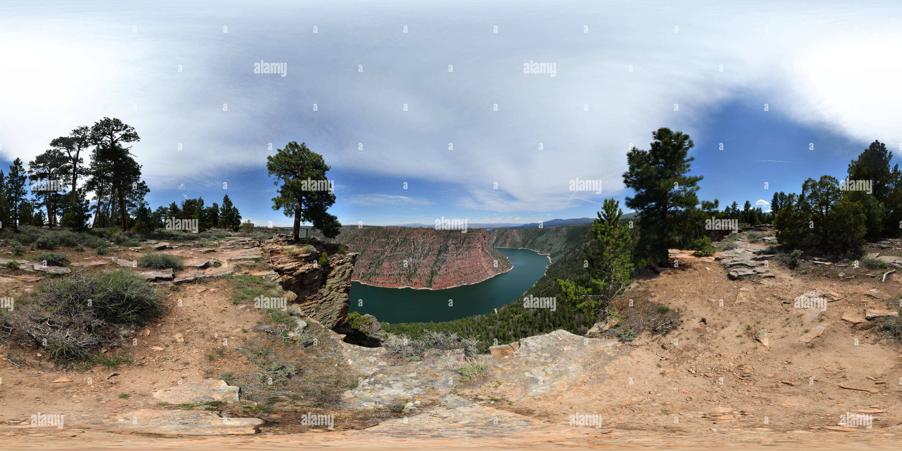360° view of Red Canyon (East View), Flaming Gorge, Utah, USA - Alamy