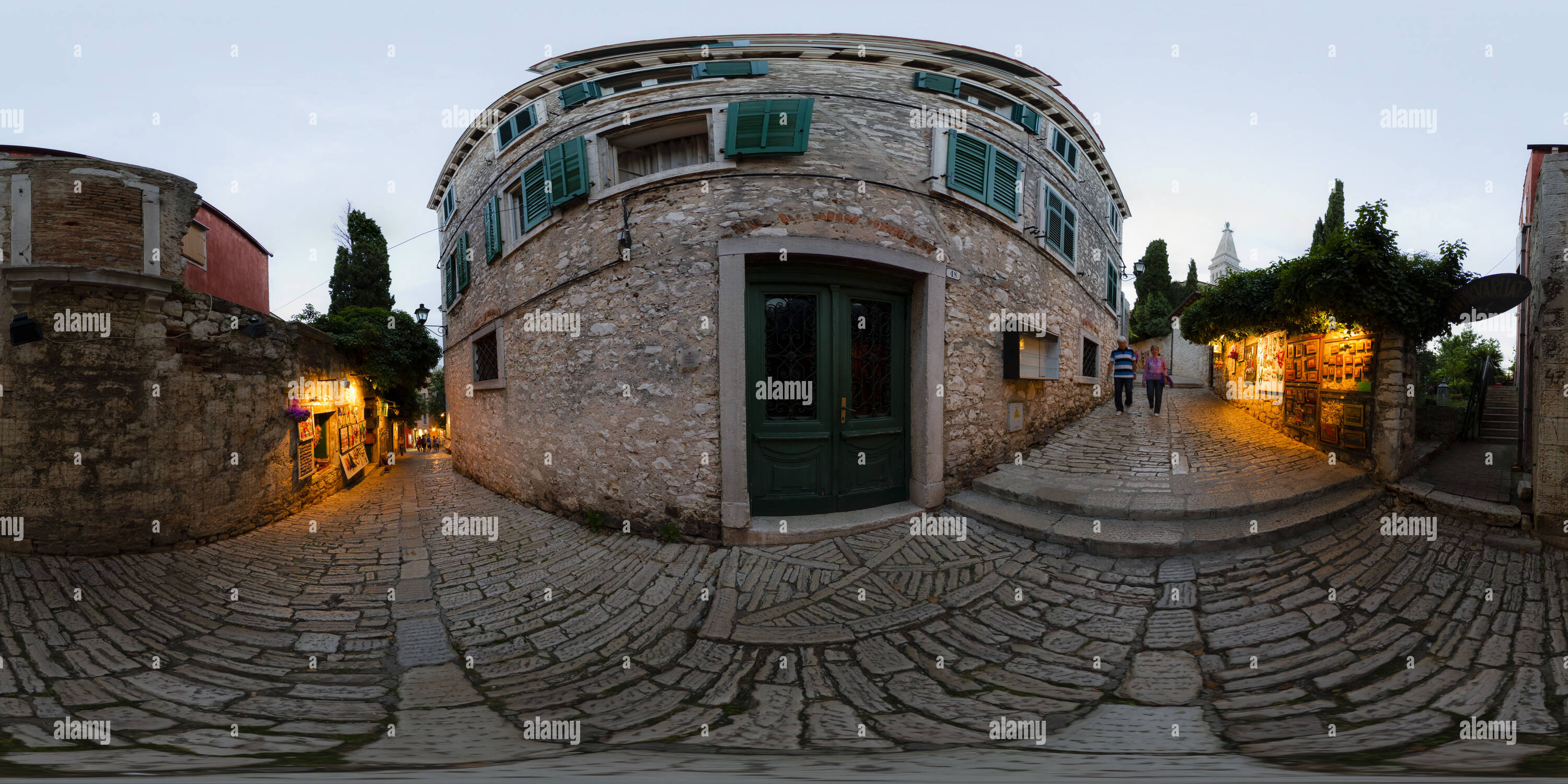 360° view of Grisia street - Rovinj - Alamy