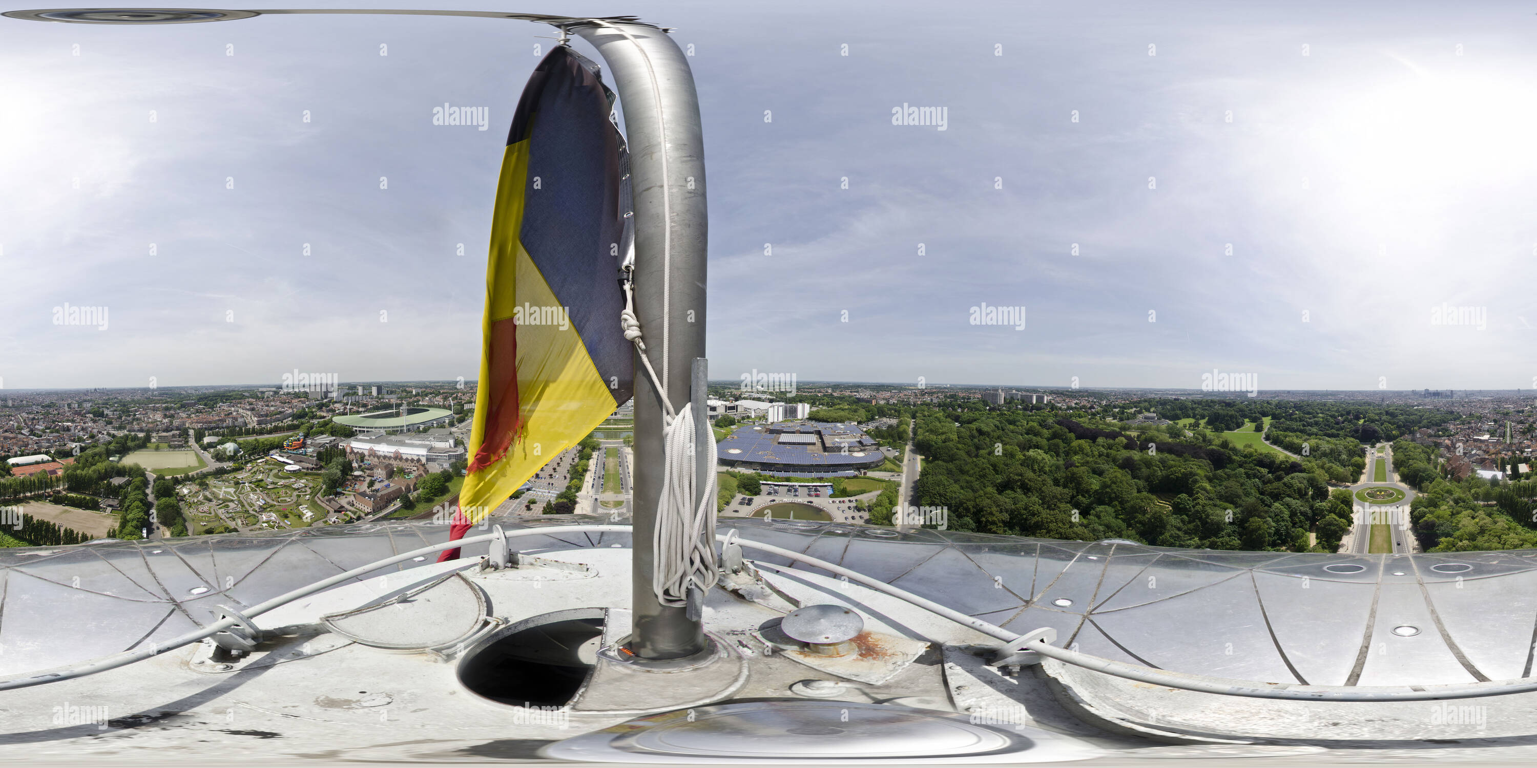 Atomium top view hi-res stock photography and images - Alamy