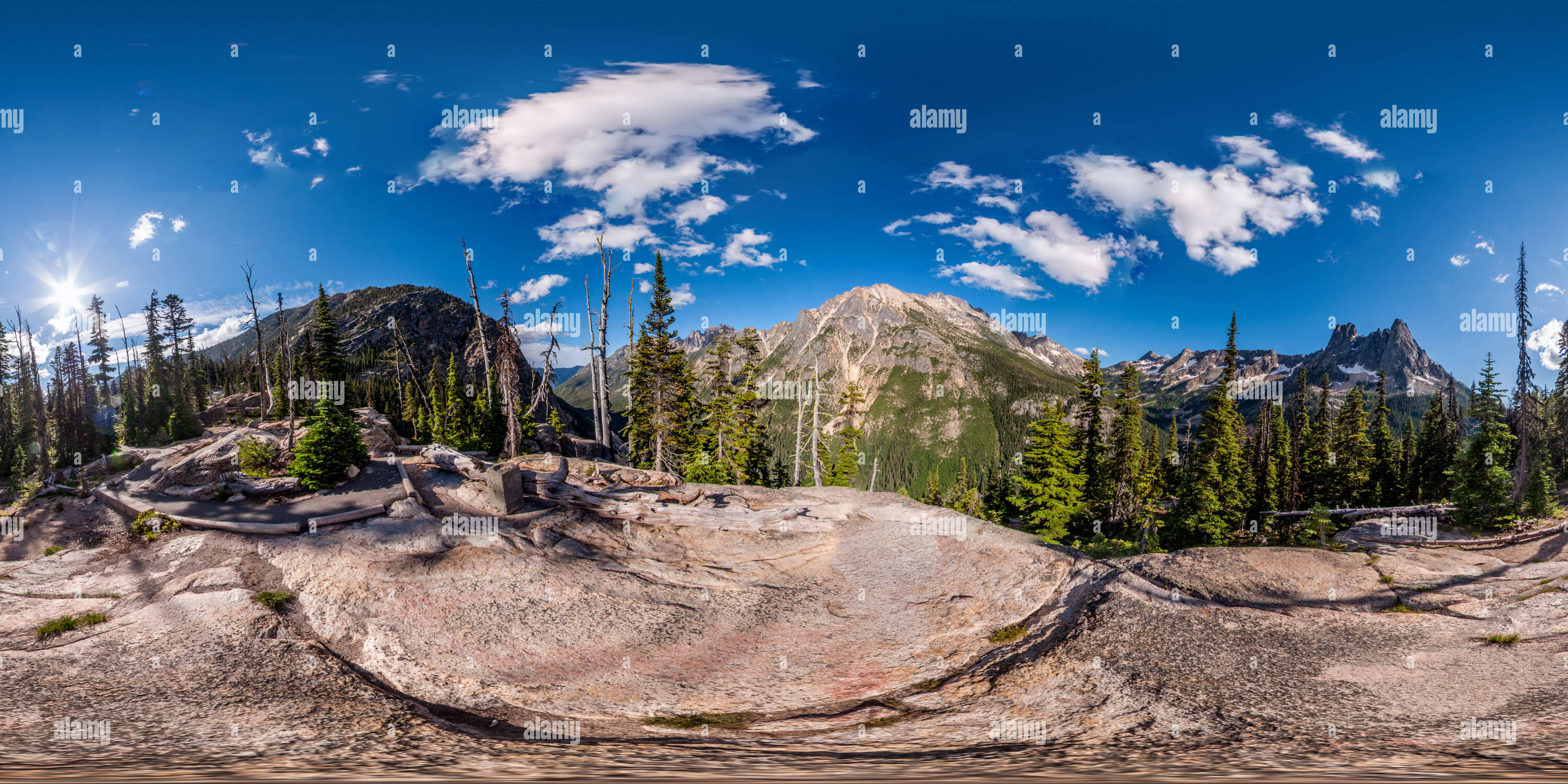 360° view of Washington Pass Overlook - North Cascades - Alamy